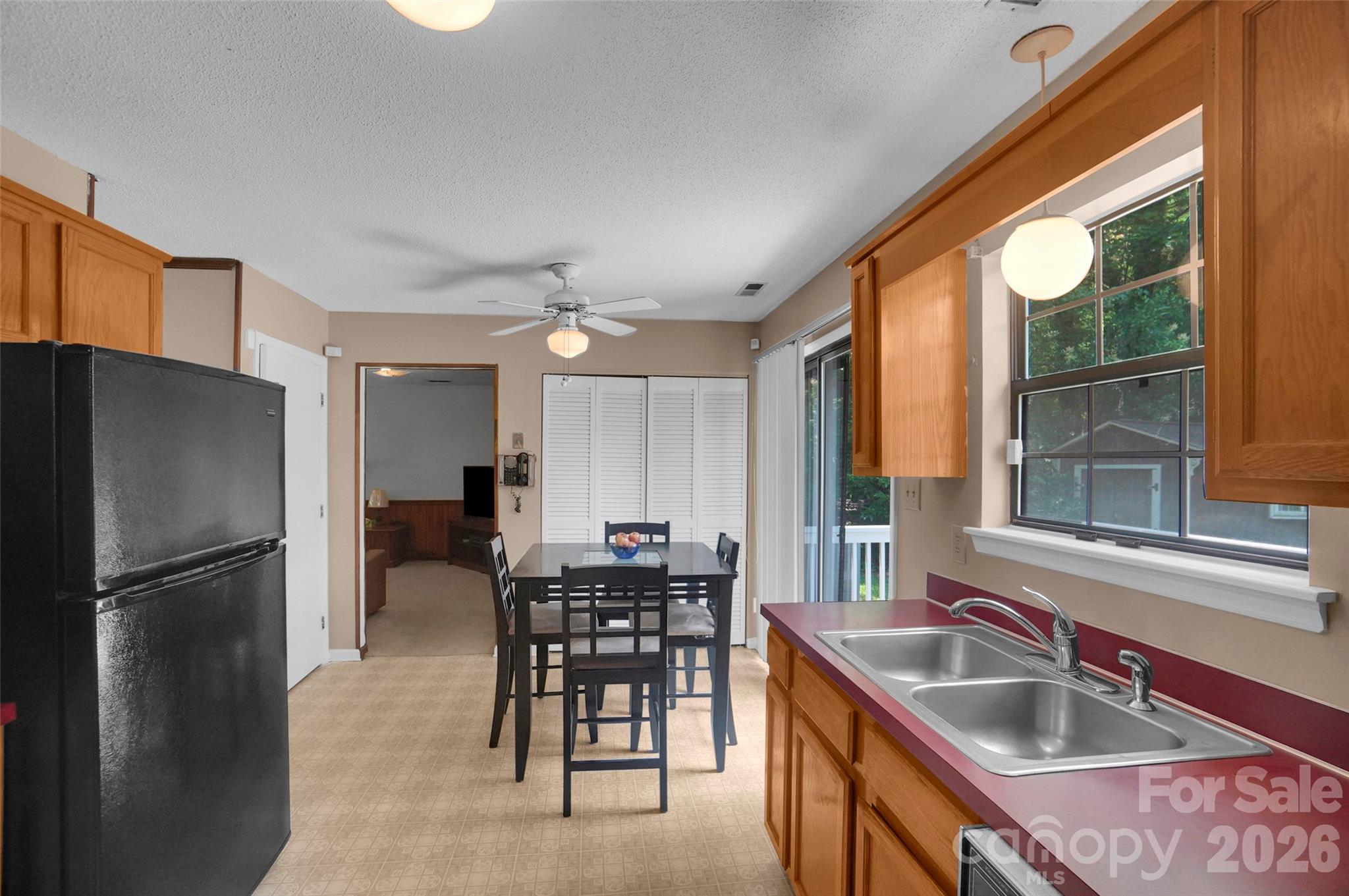 Photo 9 of 900 Highland Mist Lane, Charlotte, NC