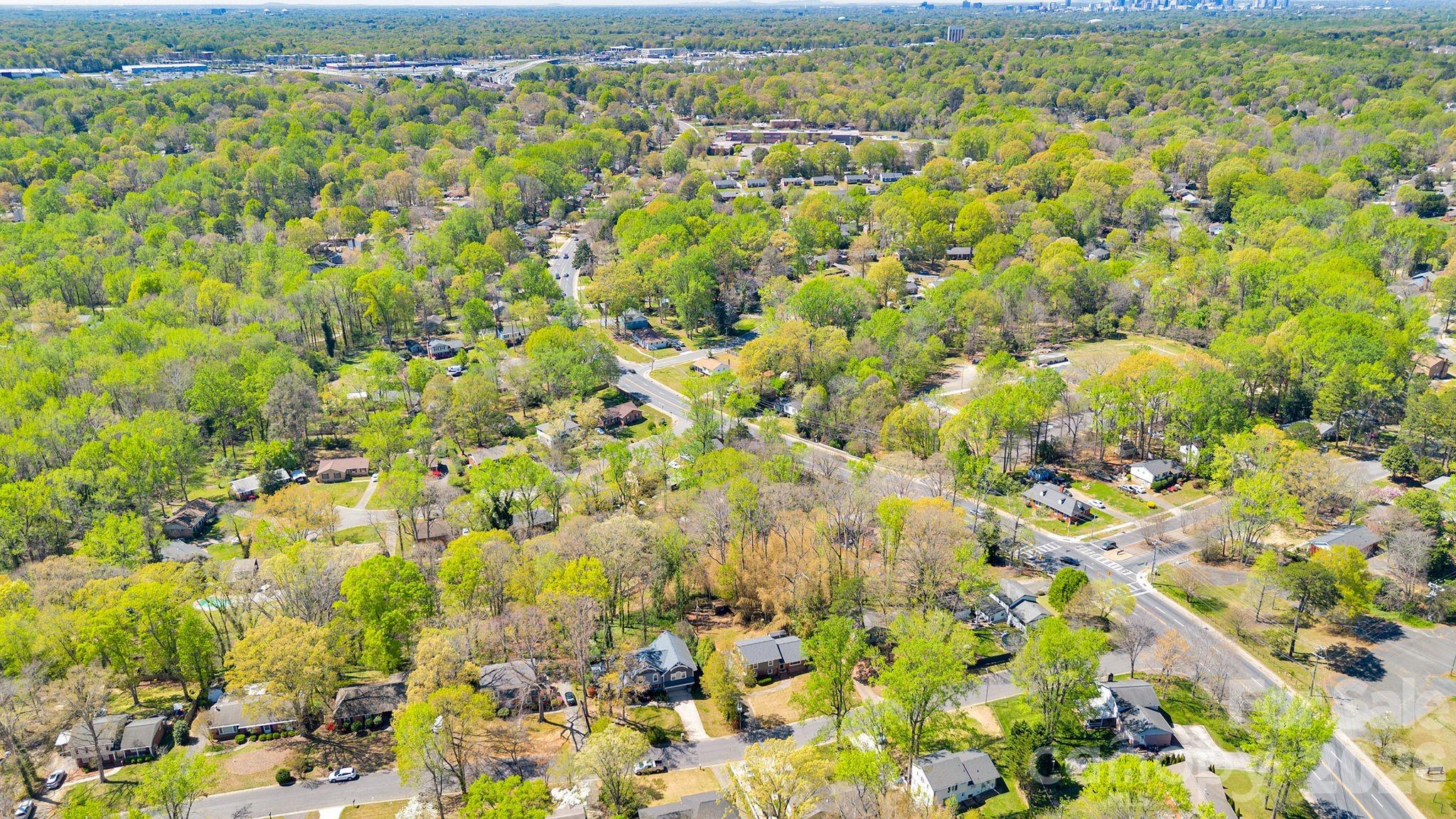 Photo 41 of 6616 Highbrook Drive, Charlotte, NC