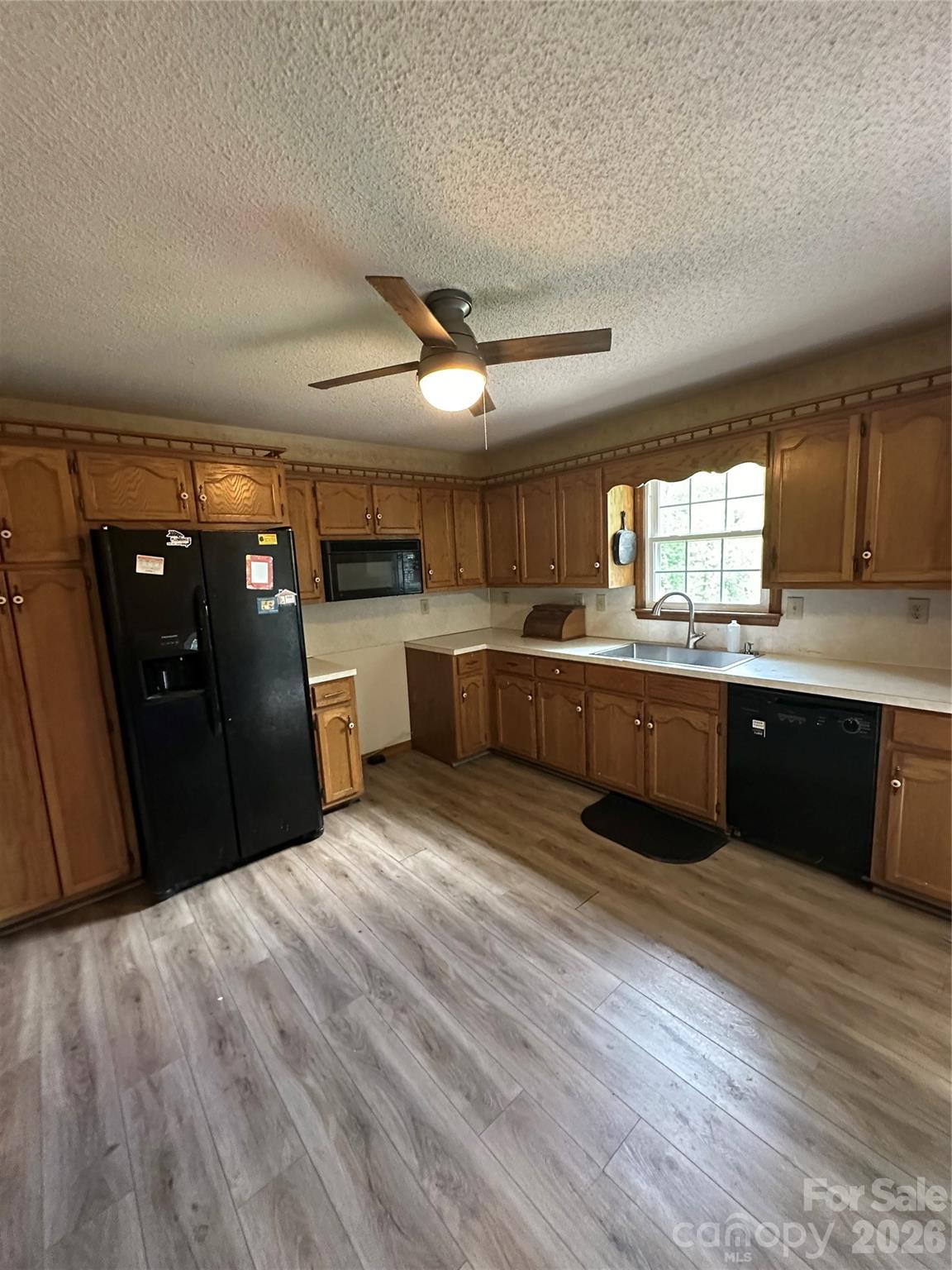 306 New Orleans Boulevard, Morganton, NC - photo 8 of 23