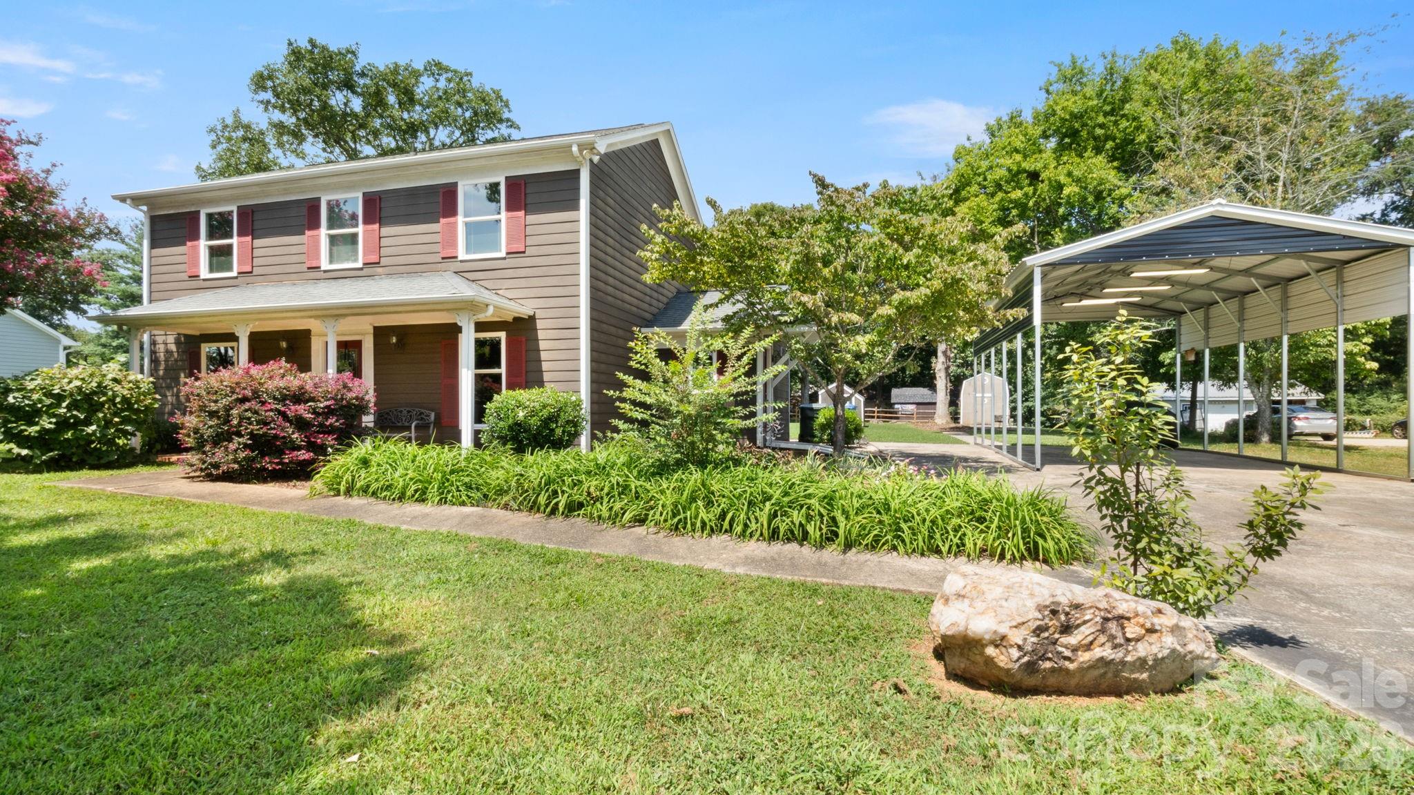 8809 Fairview Road, Mint Hill, NC