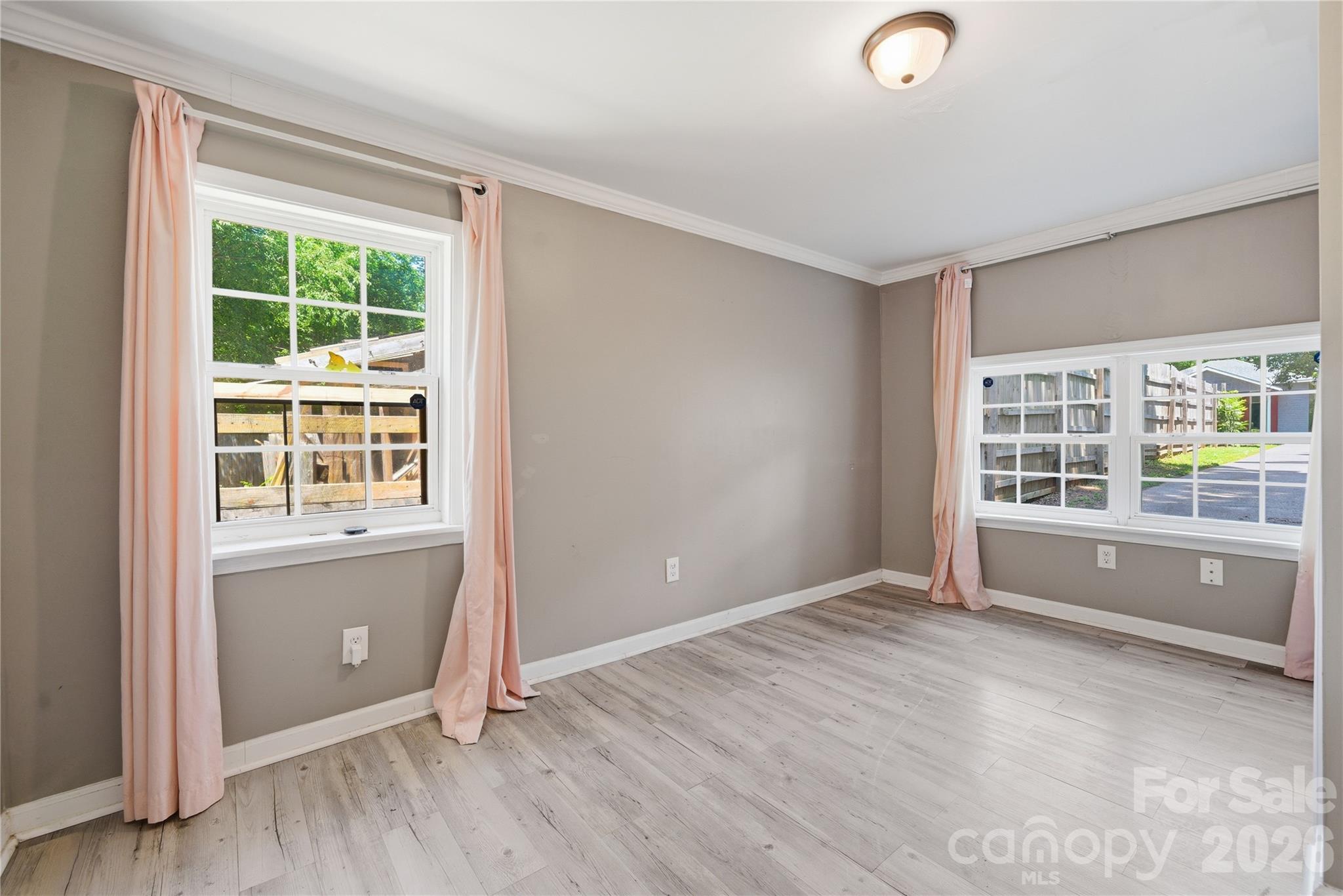 Photo 25 of 933 Rowan Street, Charlotte, NC