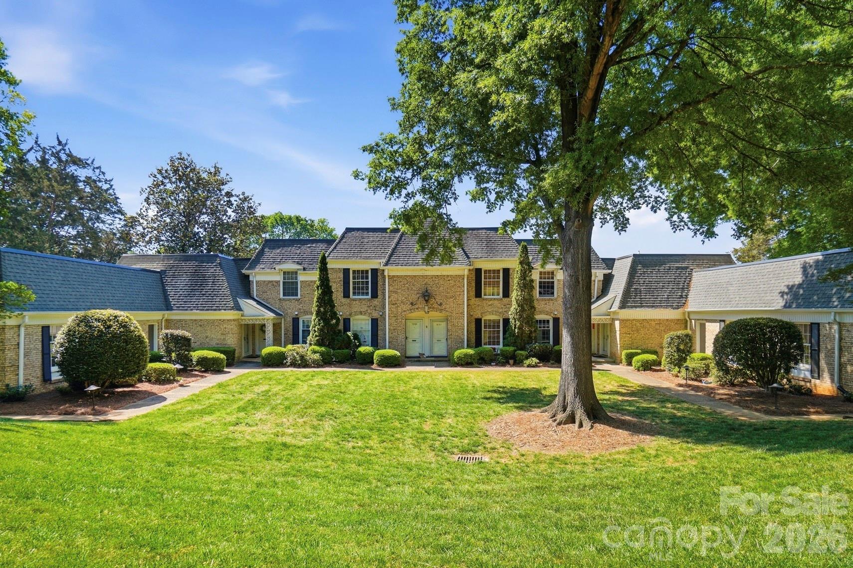 Home for sale at 7027 Quail Hill Road, Charlotte, NC — photo 1 of 29