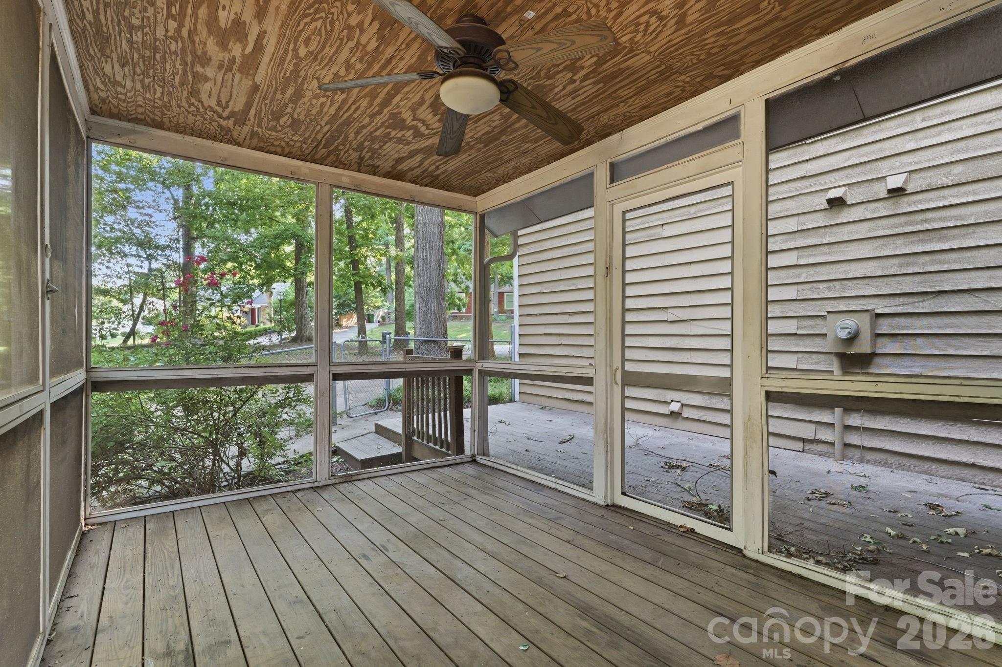 Home for sale at 7401 Park Vista Circle, Charlotte, NC — photo 28 of 33