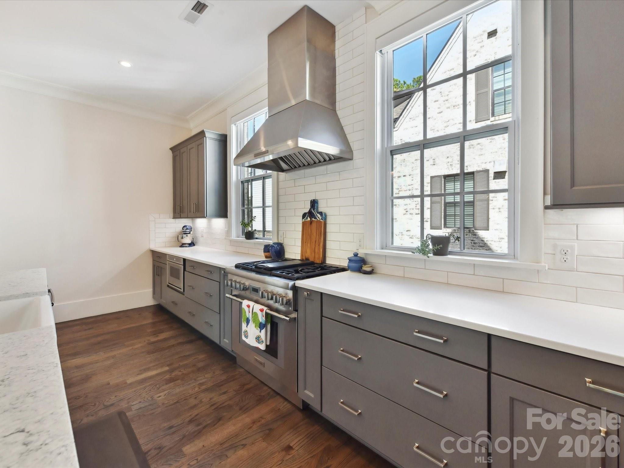 6531 Hazelton Drive, Charlotte, NC - photo 10 of 34
