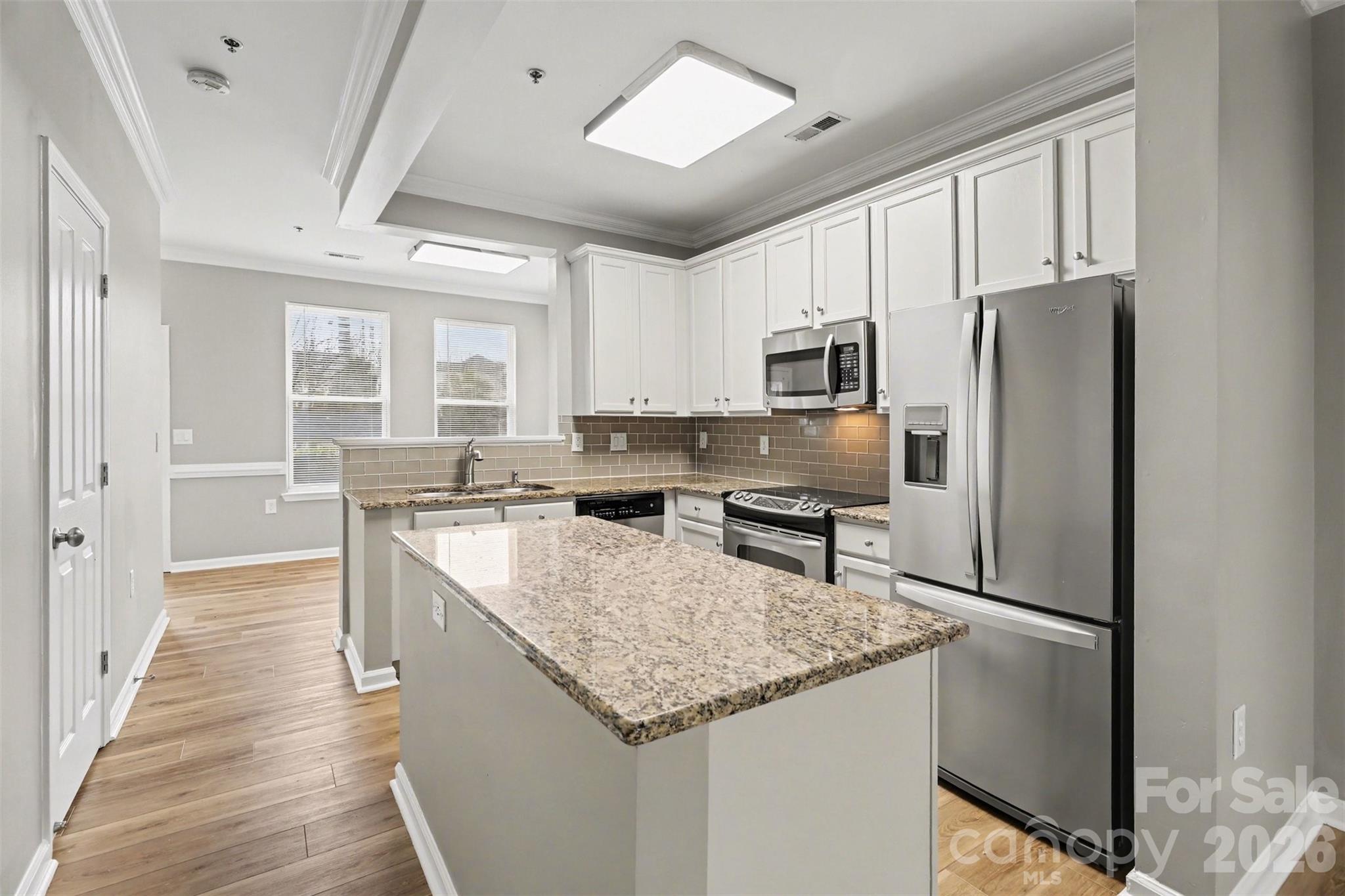 Photo 8 of 526 E 9th Street, Charlotte, NC