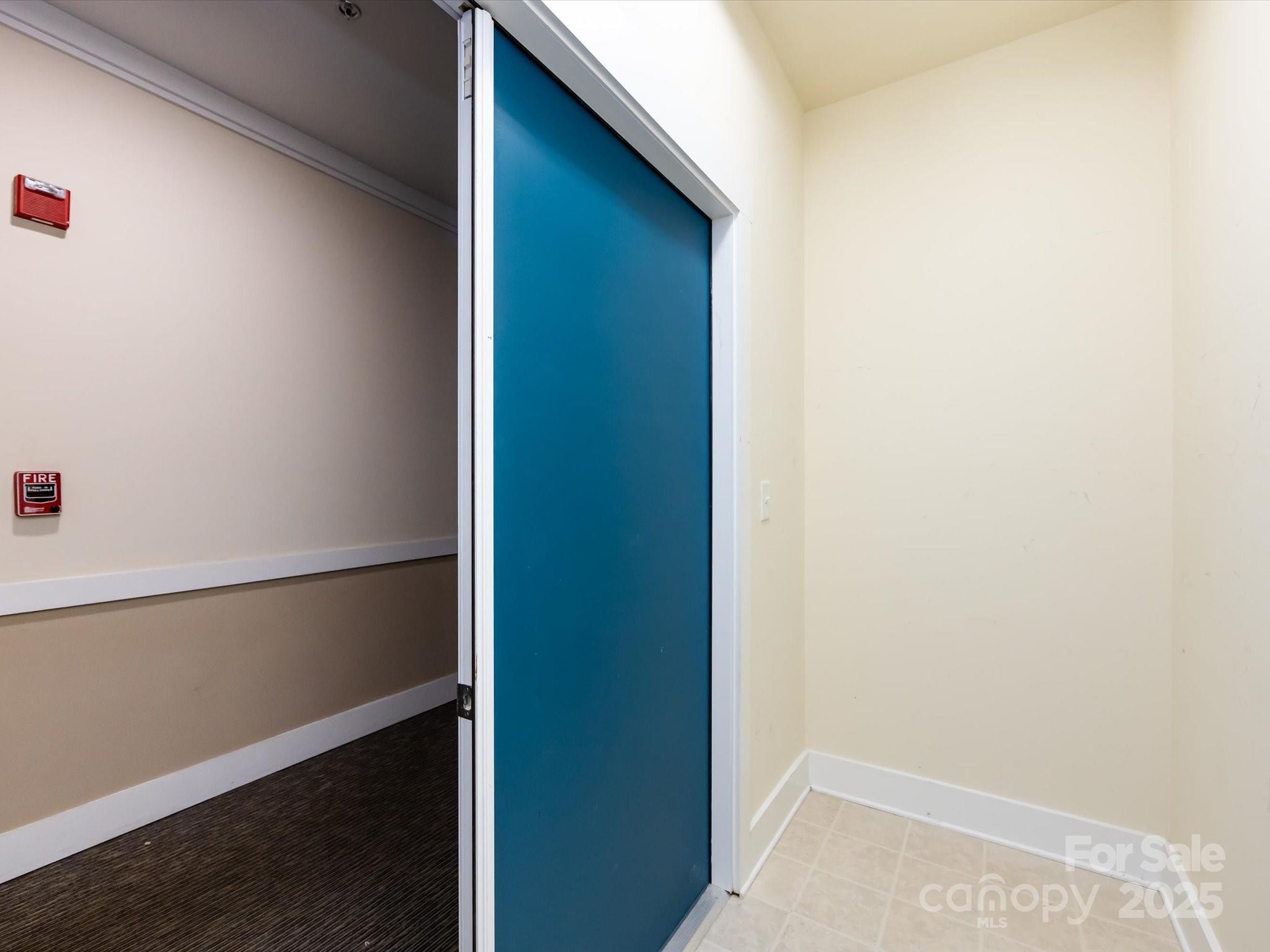 Photo 29 of 1000 E Woodlawn Road216, Charlotte, NC