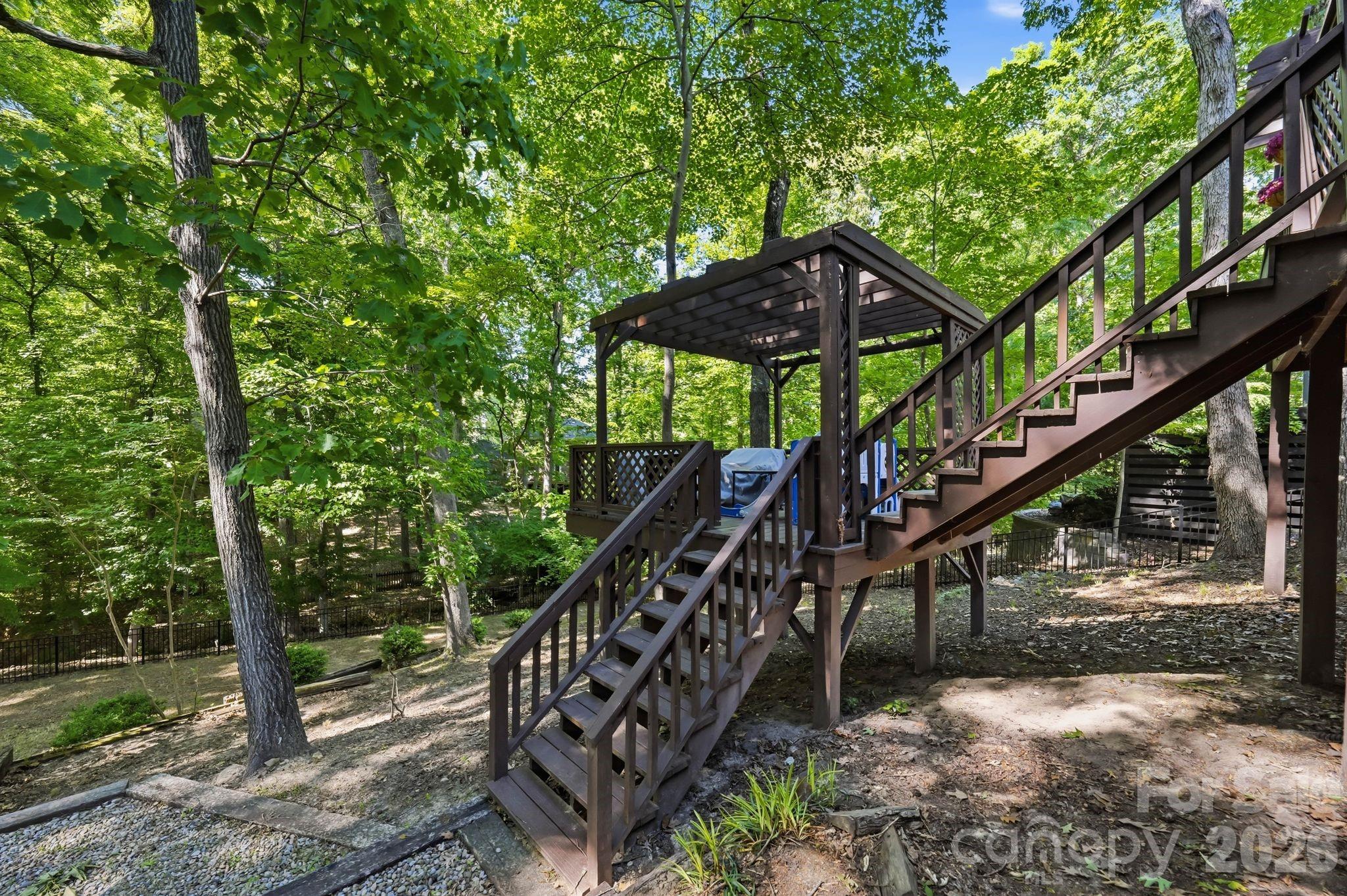 Photo 39 of 1015 Thistle Court, Charlotte, NC