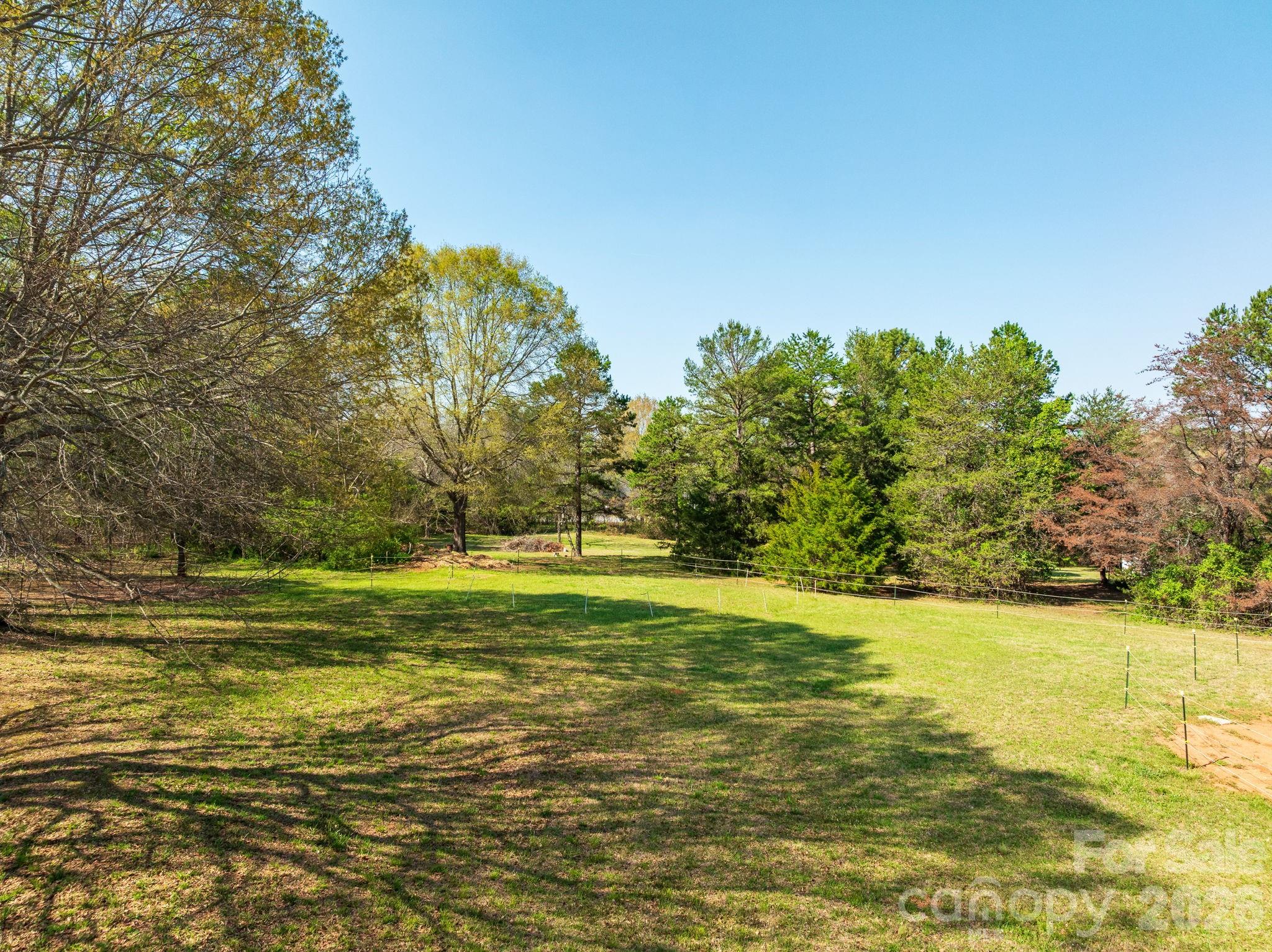 1570 Roddy Road, Campobello, SC - photo 32 of 39