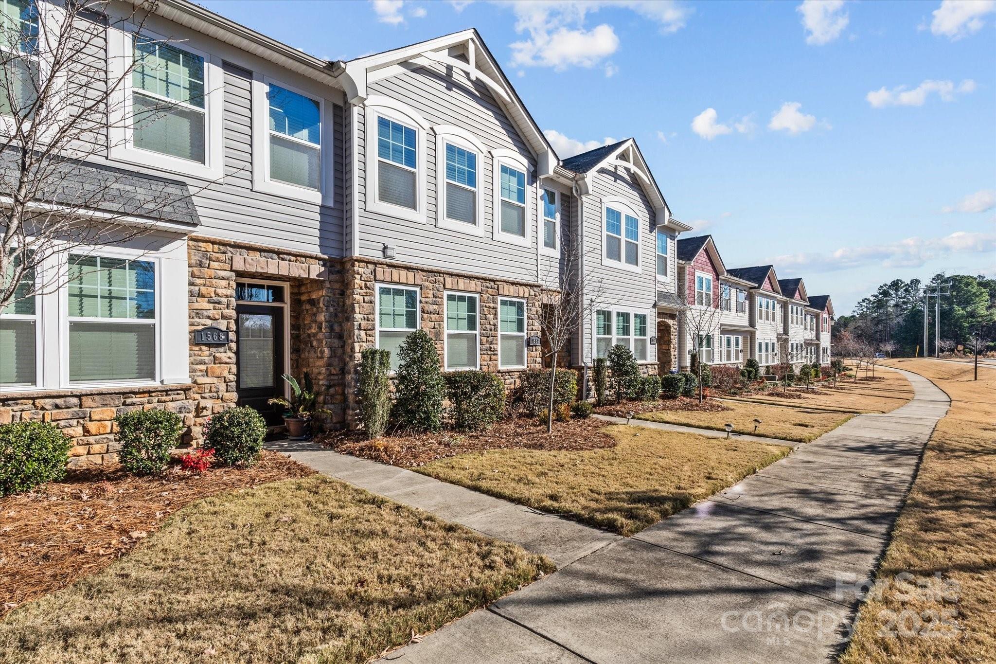 Photo 3 of 1564 Galloway Road, Charlotte, NC