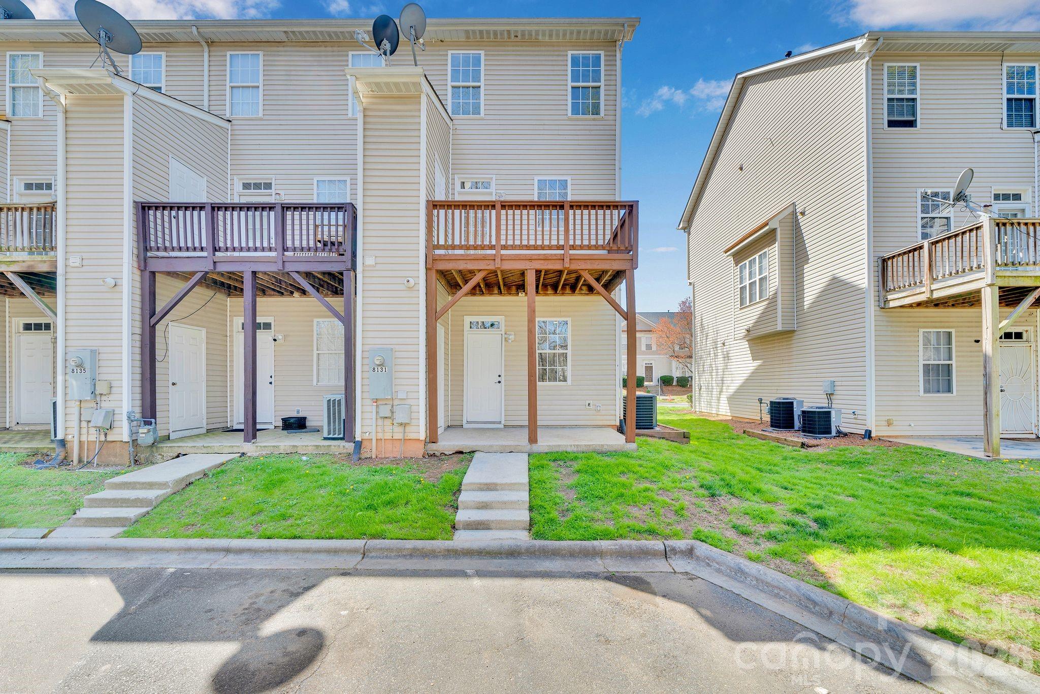 Photo 35 of 8131 Kings Creek Drive, Charlotte, NC