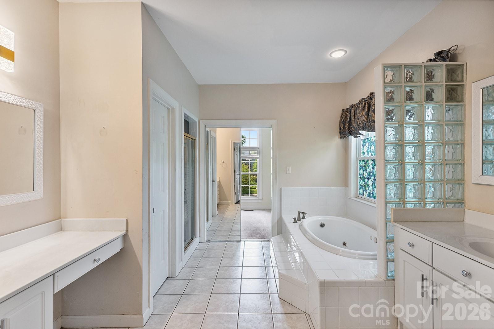 Photo 22 of 9111 Brocklehurst Lane, Charlotte, NC