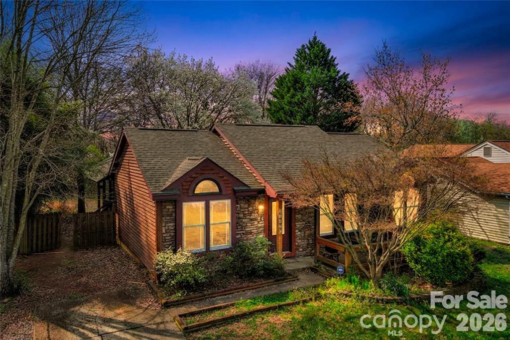 Photo 2 of 11826 Merriweather Drive, Charlotte, NC