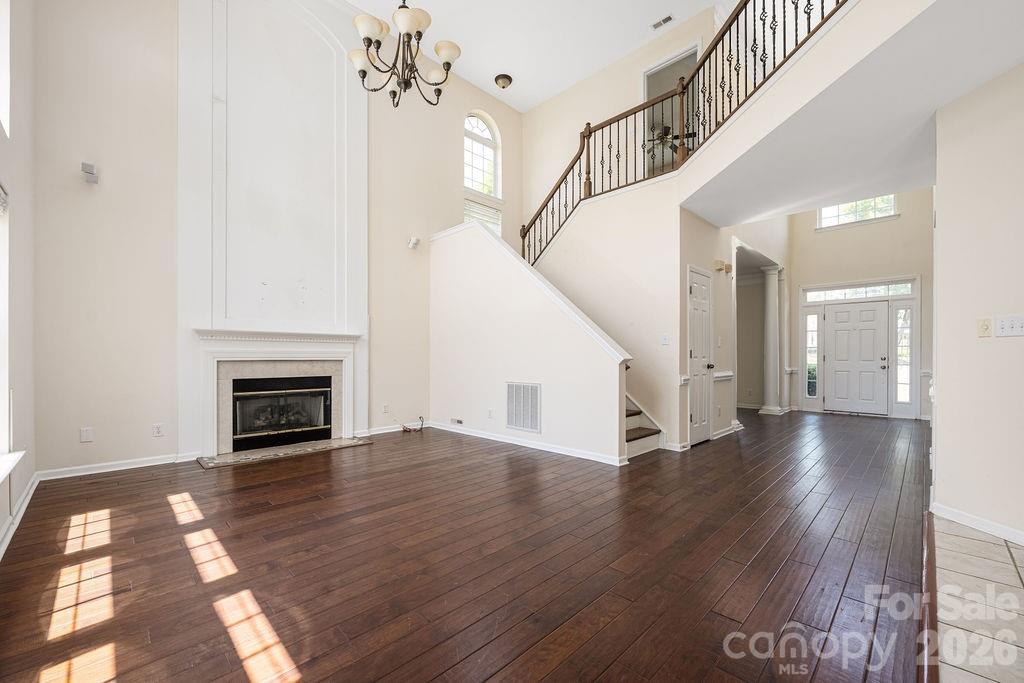9512 Autumn Applause Drive, Charlotte, NC - photo 10 of 49