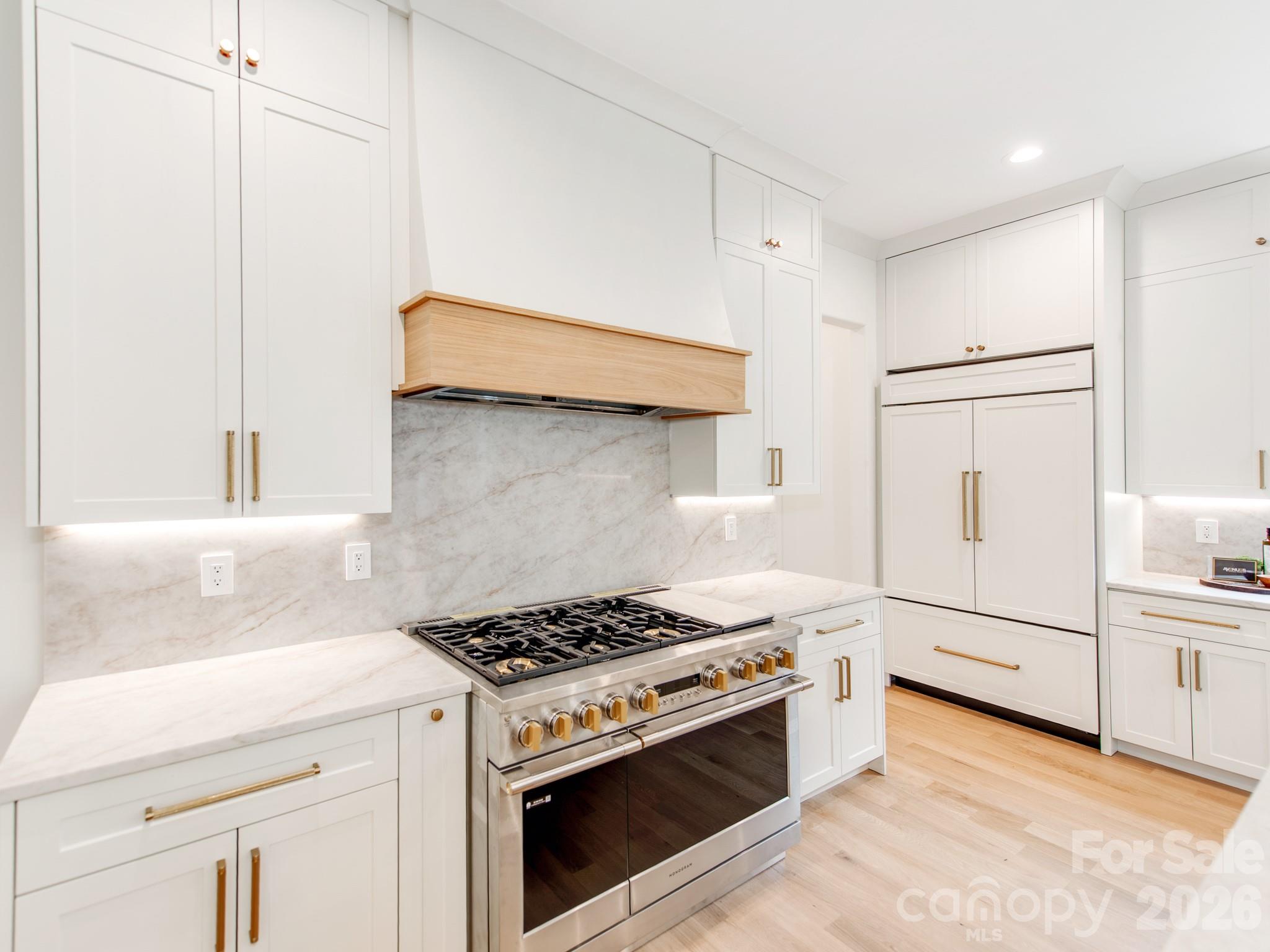 Photo 12 of 4627 Water Oak Road, Charlotte, NC
