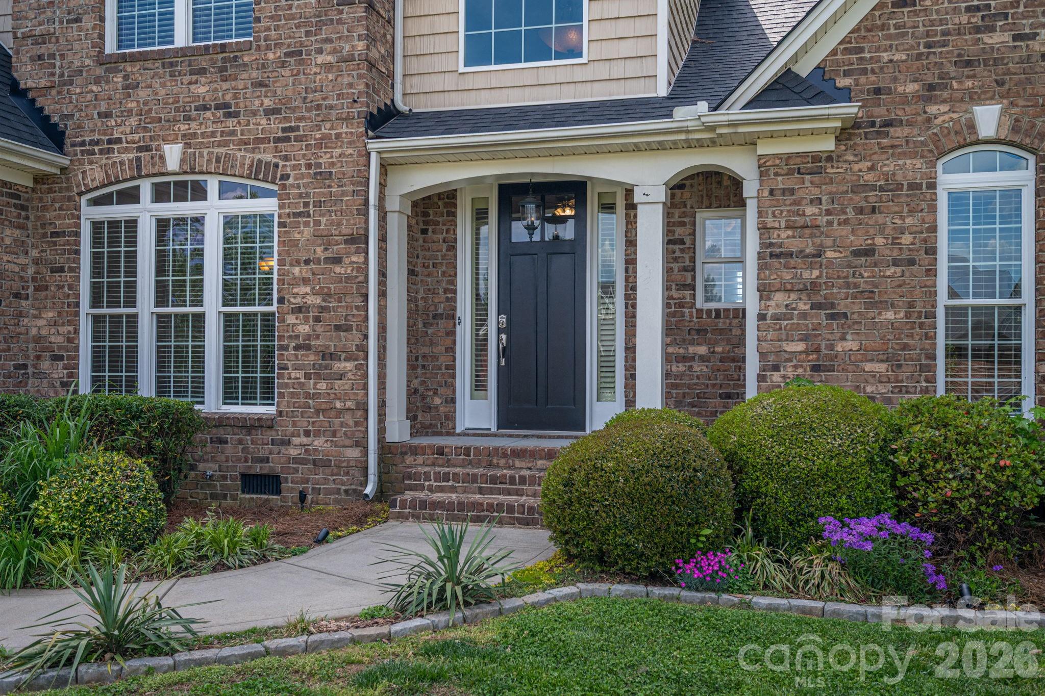 4012 Saint Andrews Court, Cramerton, NC - photo 5 of 49
