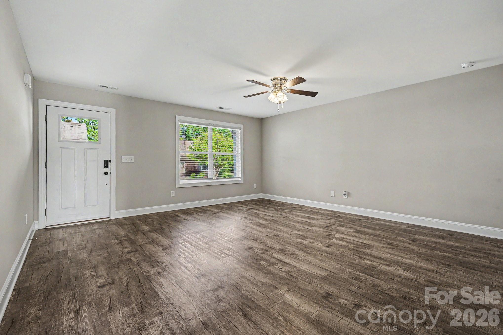 Photo 3 of 1573 Mayfair Drive, Conover, NC