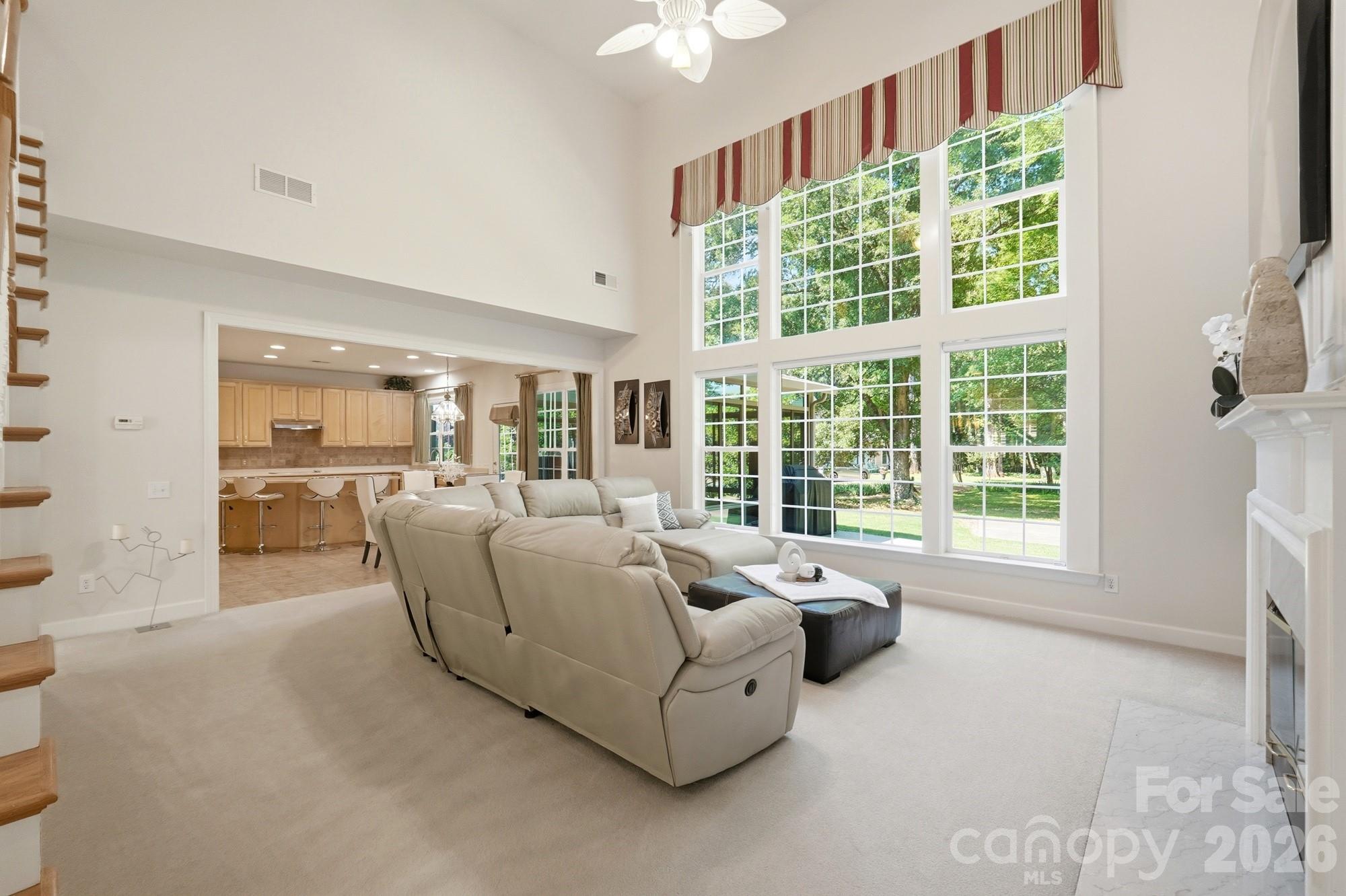 Photo 10 of 4814 King Arthur Drive, Charlotte, NC
