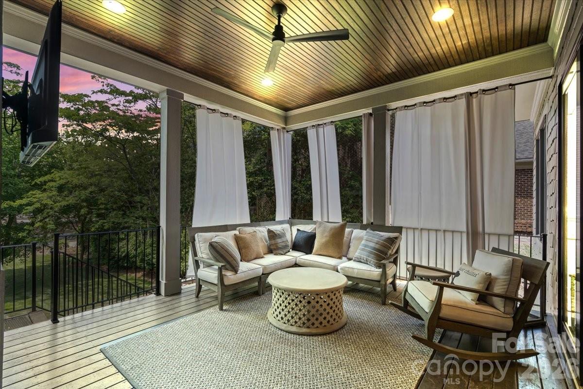 Photo 32 of 1160 S Kings Drive, Charlotte, NC