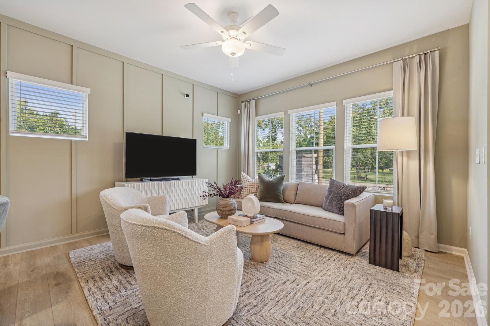 Photo 4 of 4624 Lakeview Road, Charlotte, NC