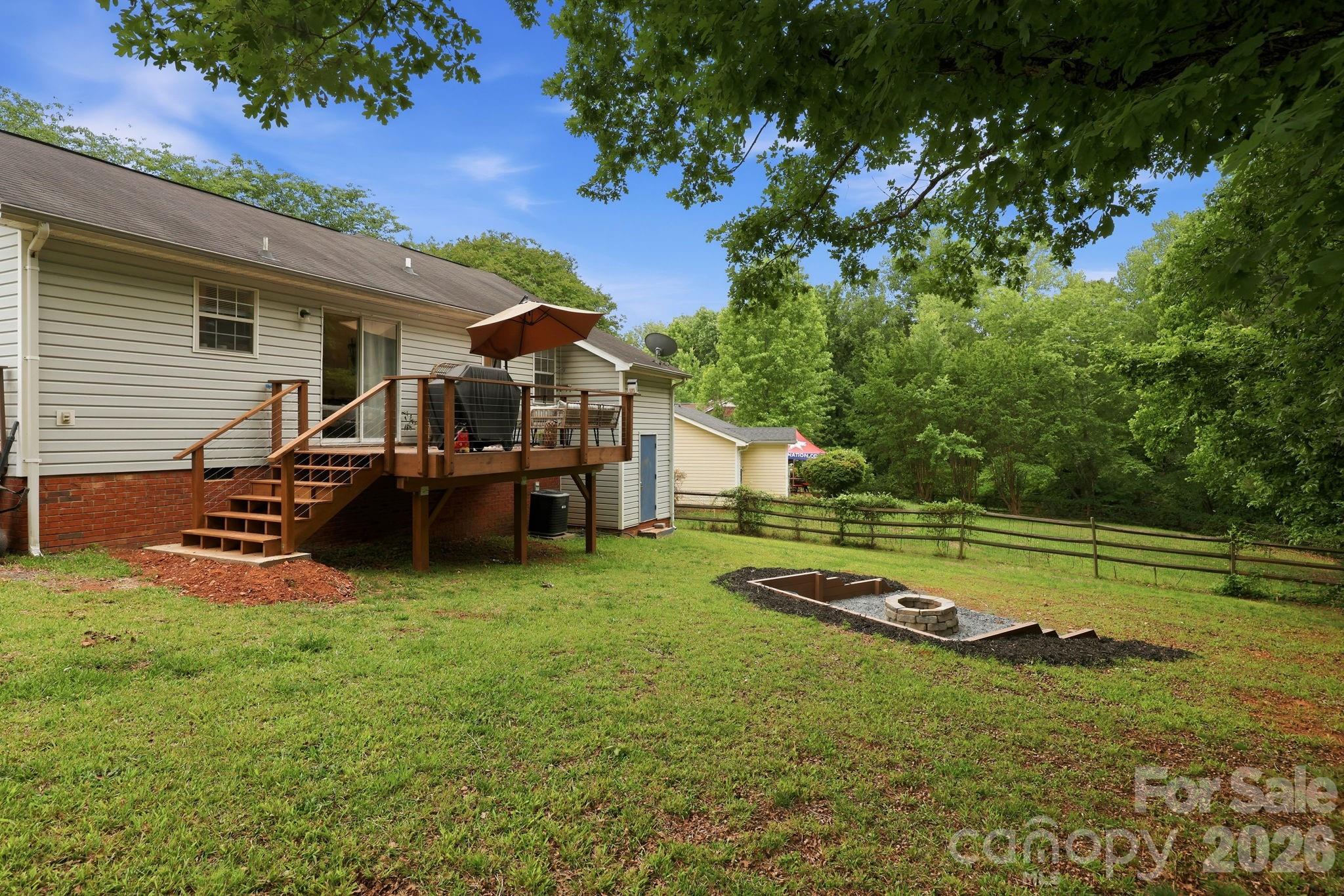 Photo 27 of 1221 Capps Hollow Drive, Charlotte, NC