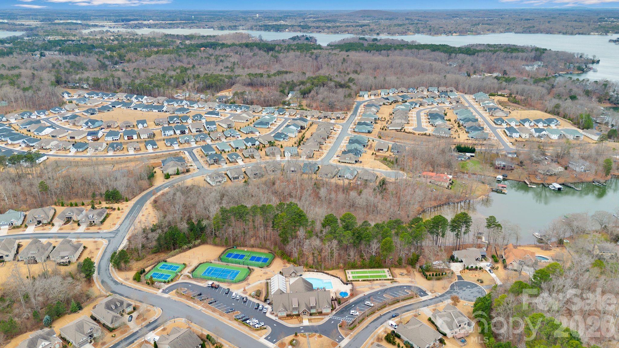 Photo 37 of 14920 High Bluff Court, Charlotte, NC