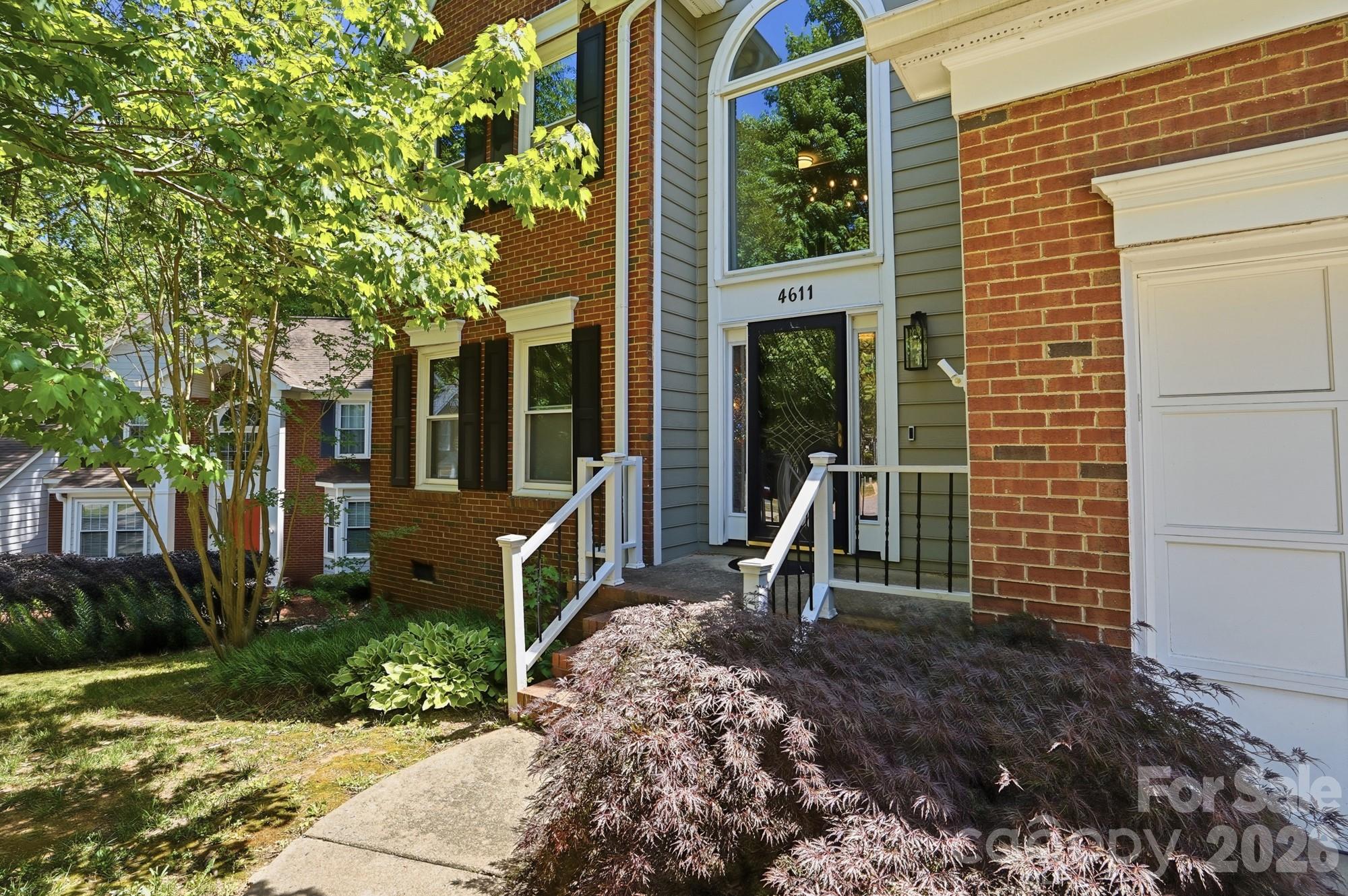 Home for sale at 4611 Deer Cross Trail, Charlotte, NC — photo 1 of 40