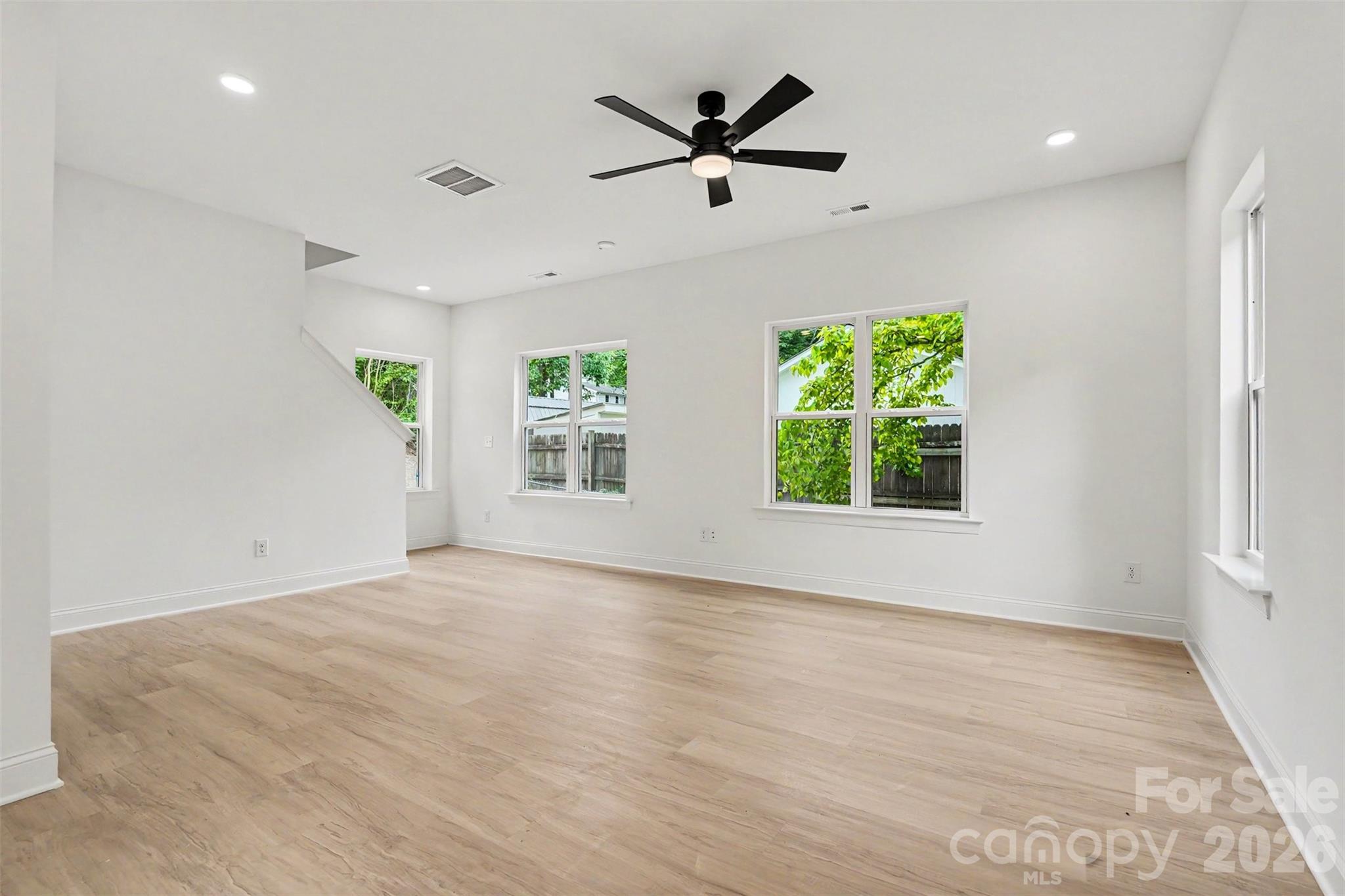 Home for sale at 327 Whispering Pines Drive, Charlotte, NC — photo 10 of 26