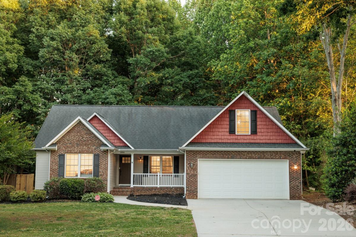 1084 Castlebrook Drive, Salisbury, NC