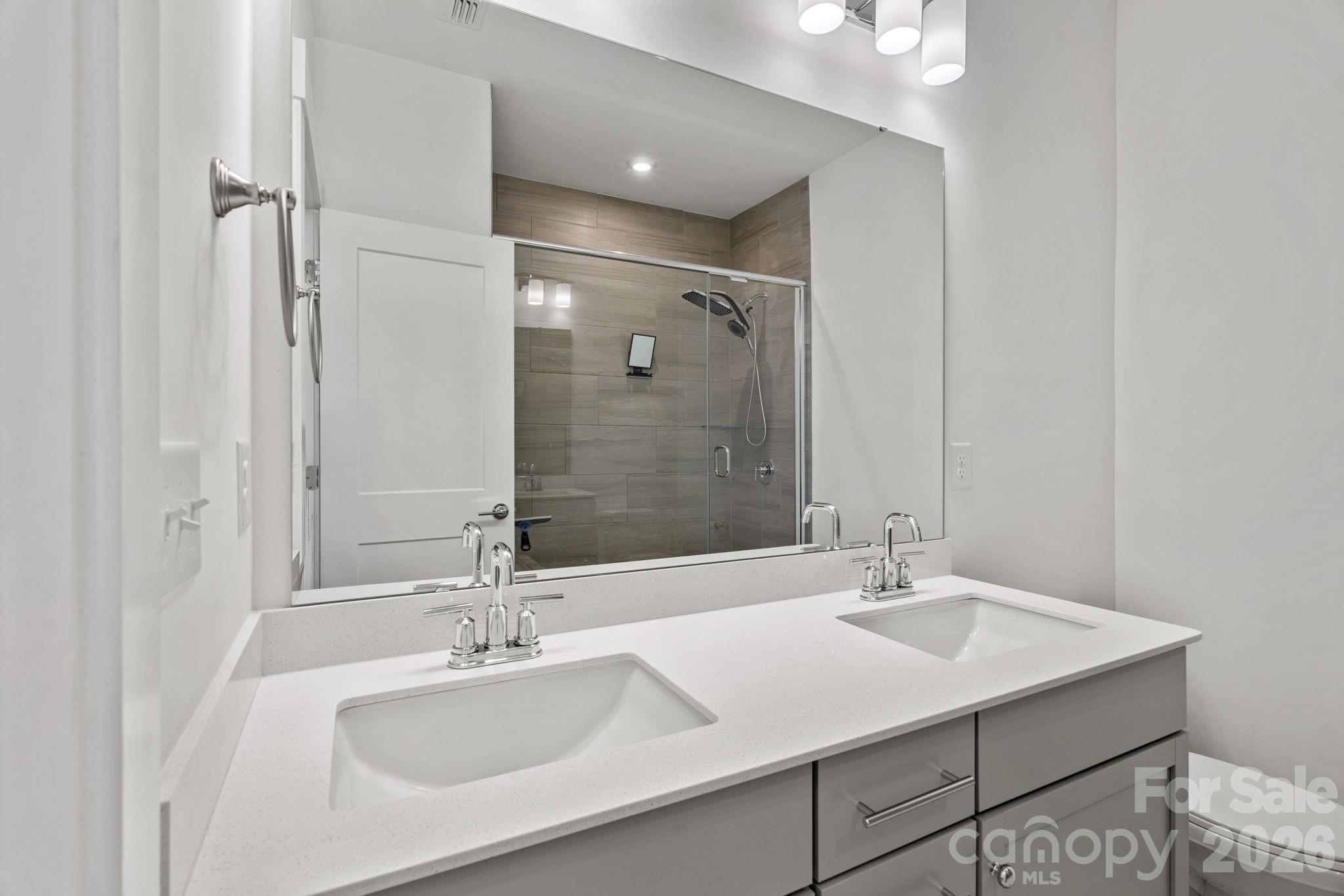 Photo 16 of 4012 Capital Ridge Court, Charlotte, NC