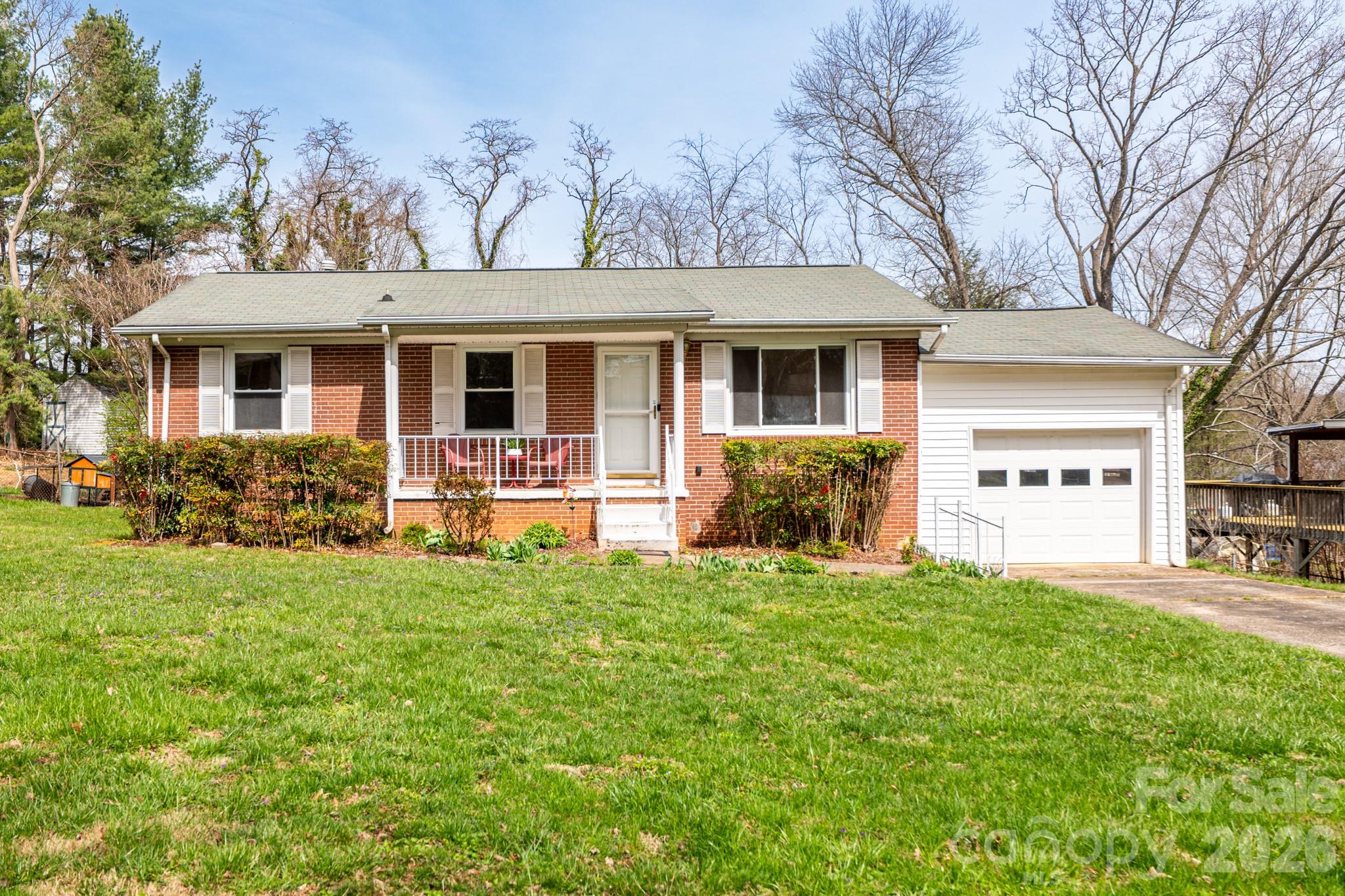 56 Skyview Terrace, Asheville, NC