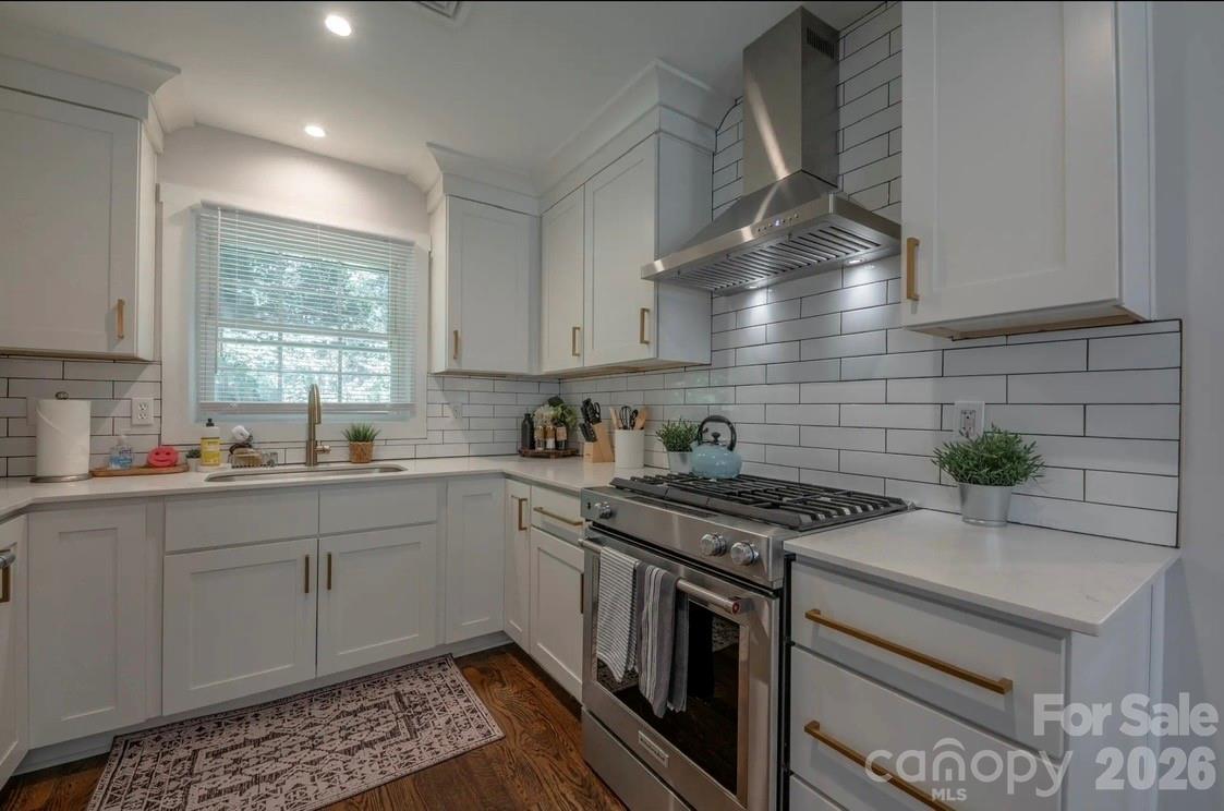 Photo 7 of 523 Kenlough Drive, Charlotte, NC