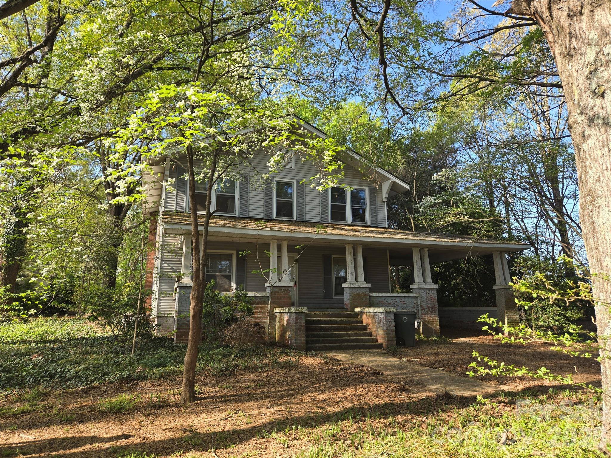 Photo 3 of 804 Emmanuel Church Road, Conover, NC