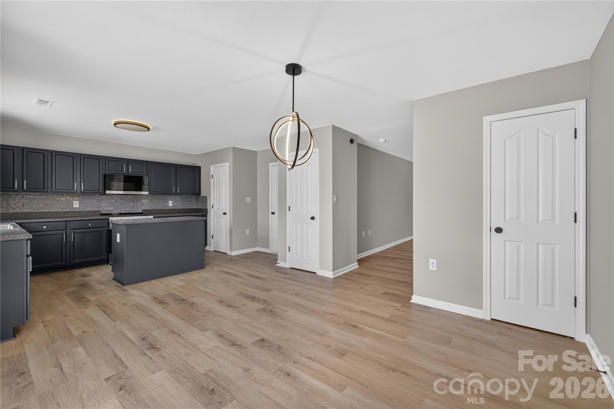 Photo 8 of 6029 Waterloo Drive, Charlotte, NC