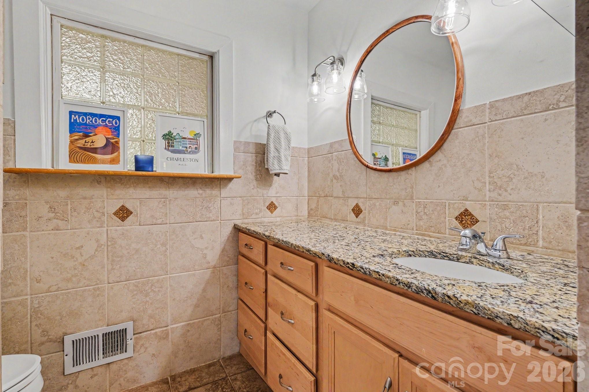 6641 Brookmeade Drive, Charlotte, NC - photo 21 of 32