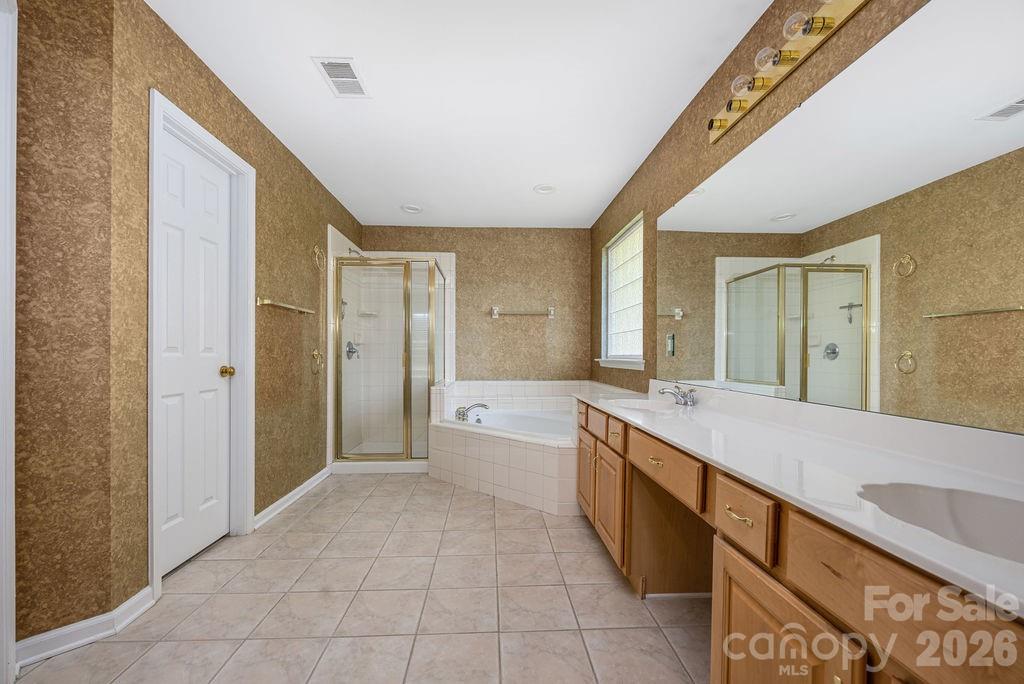 9512 Autumn Applause Drive, Charlotte, NC - photo 28 of 49
