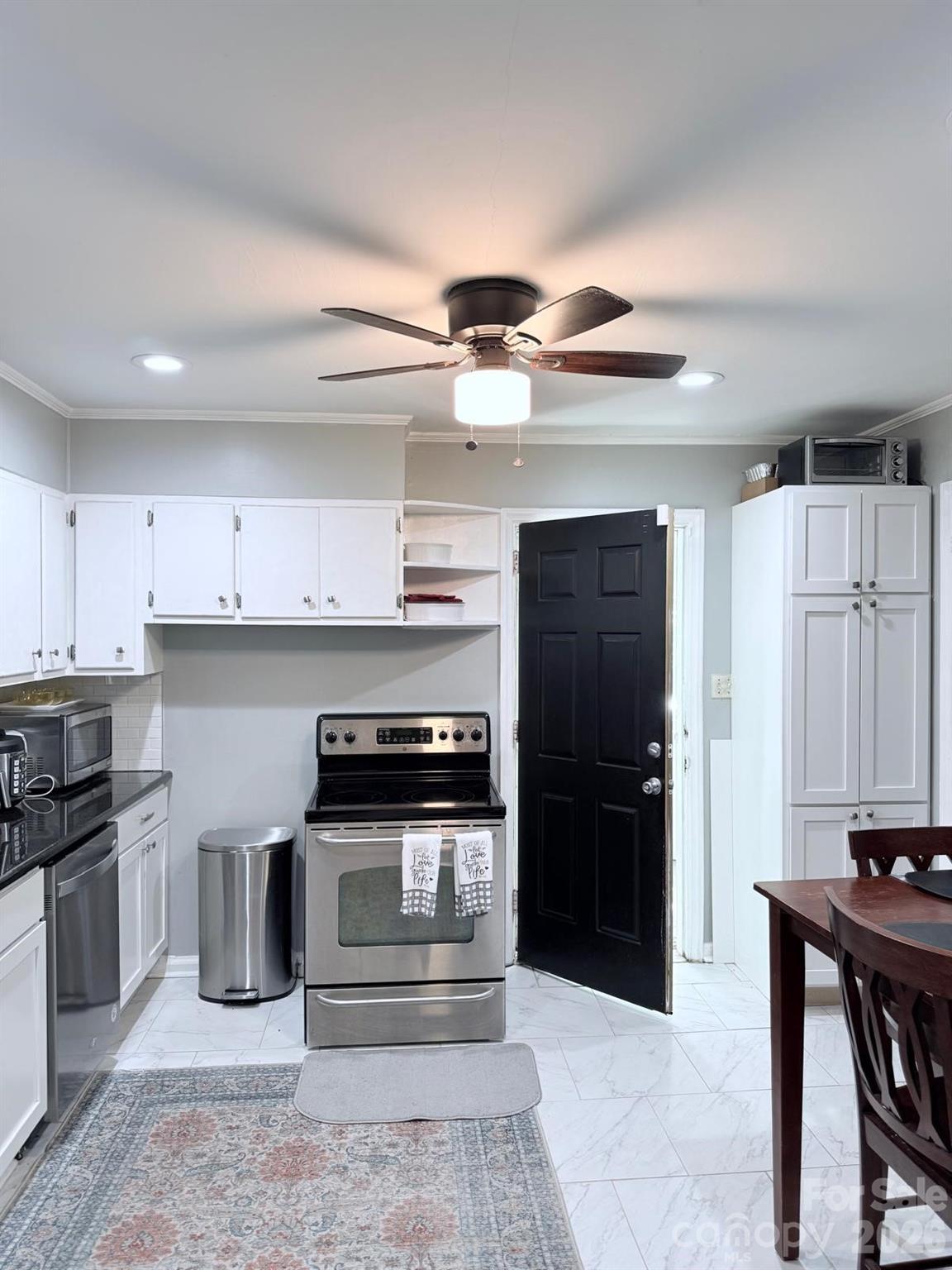 4937 S Tryon Street, Charlotte, NC - photo 3 of 13
