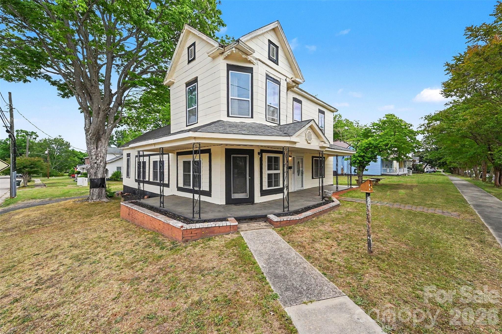418 S Yadkin Avenue, Spencer, NC - photo 1 of 38