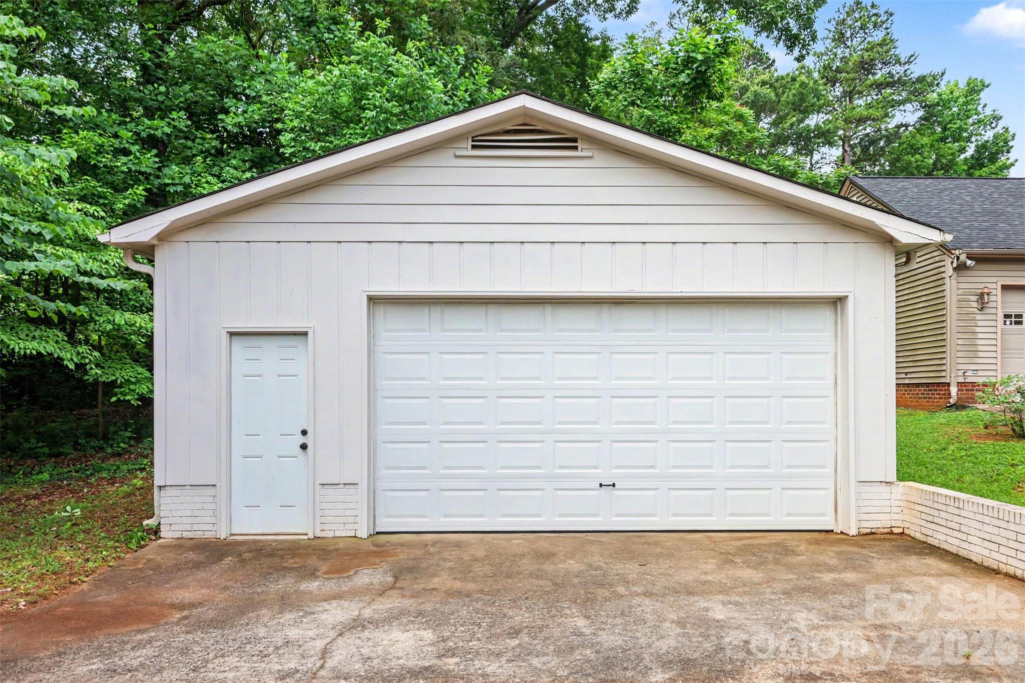 Photo 32 of 7048 Delta Lake Drive, Charlotte, NC