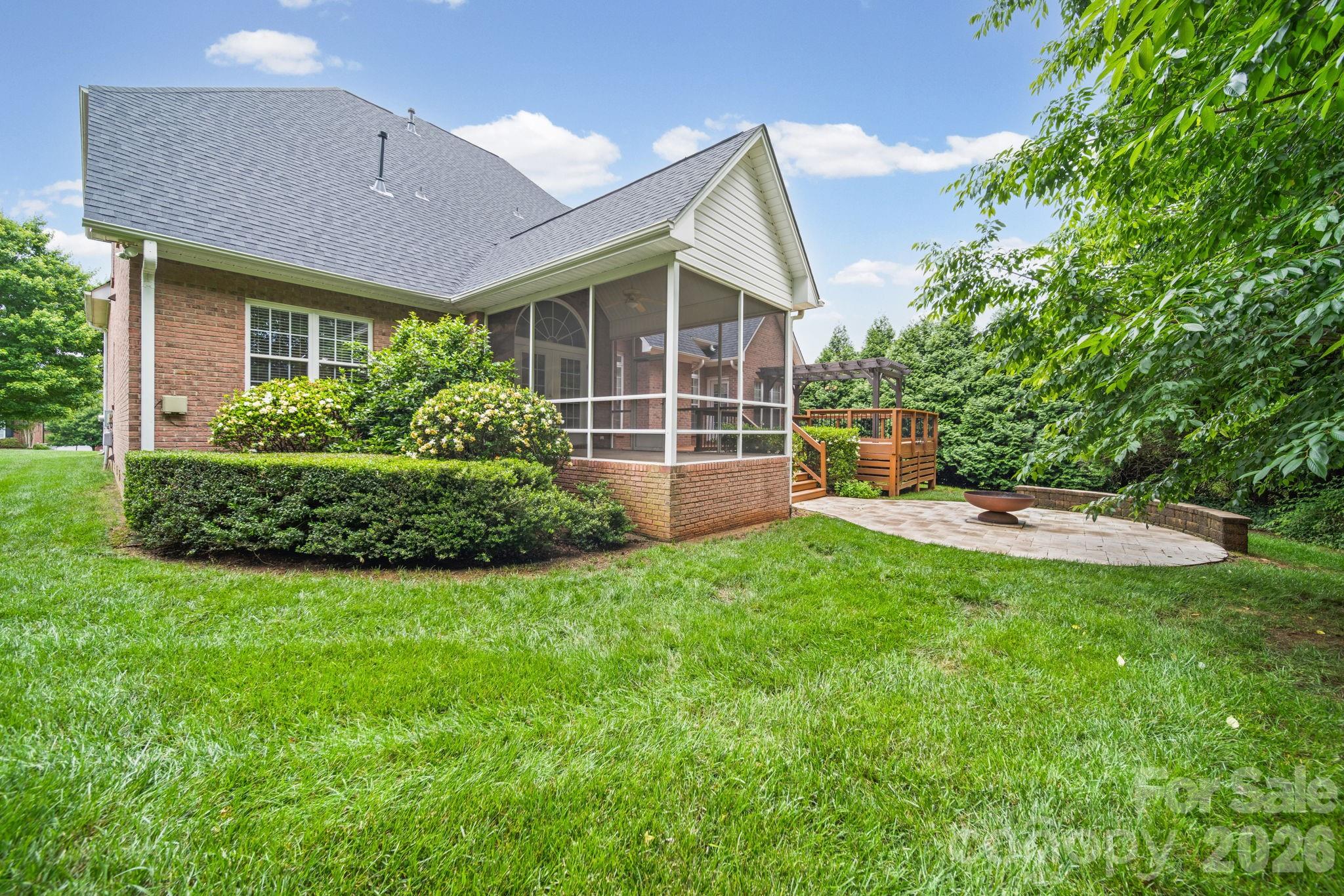 4709 Mcdade Lane, Gastonia, NC - photo 3 of 40