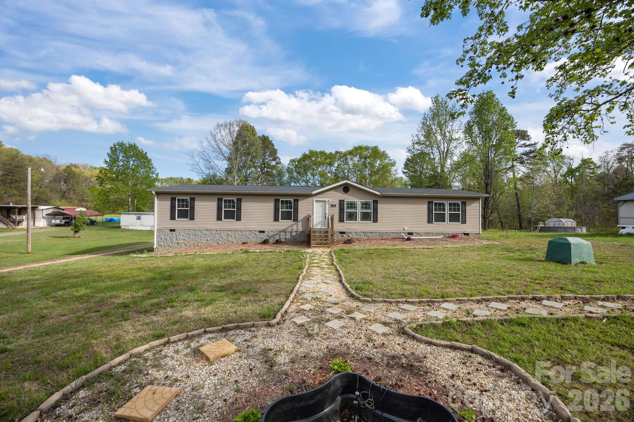 Photo 4 of 188 Low Lane, Statesville, NC