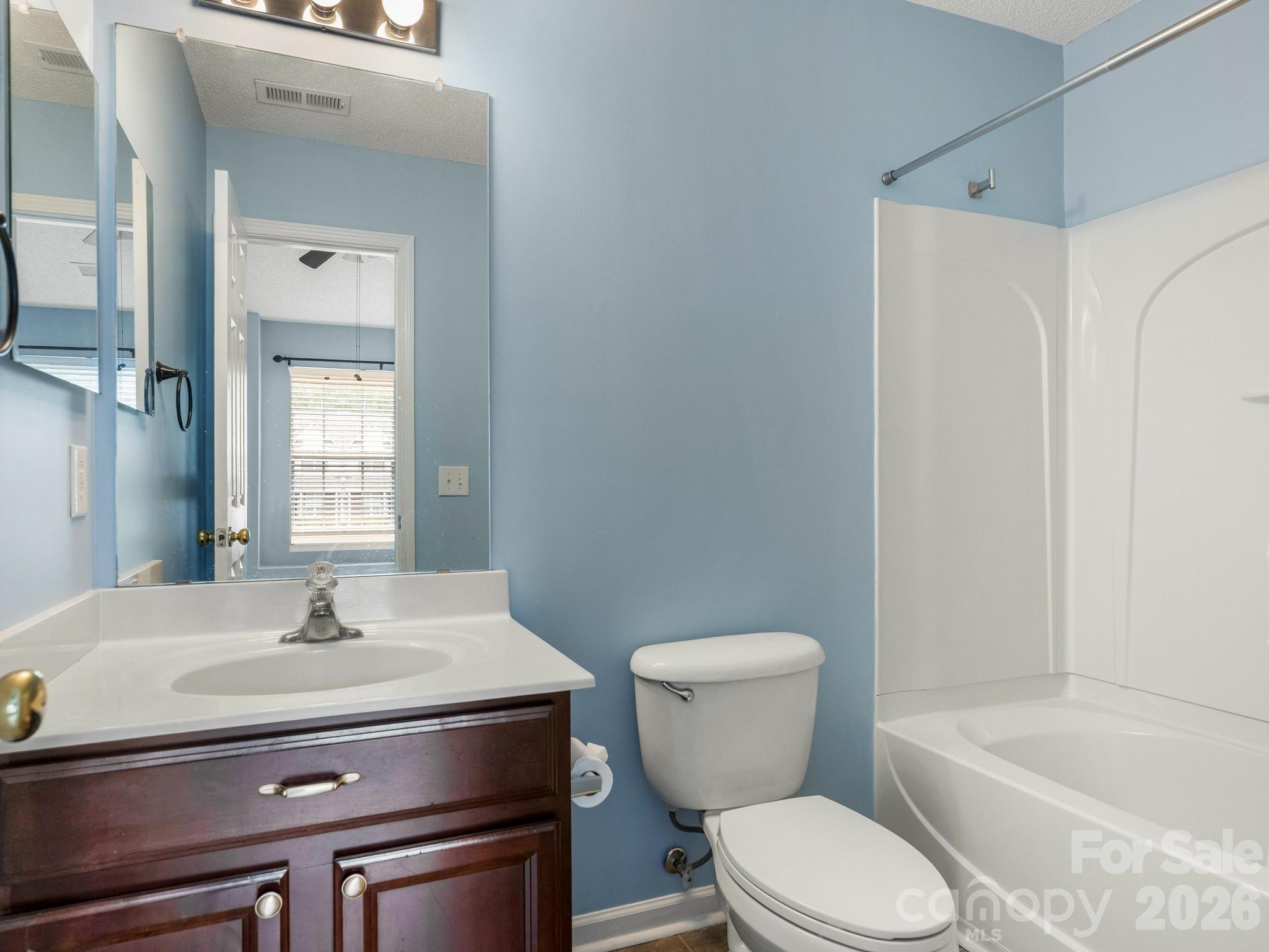 Photo 12 of 3259 Blythe Ridge Court, Charlotte, NC
