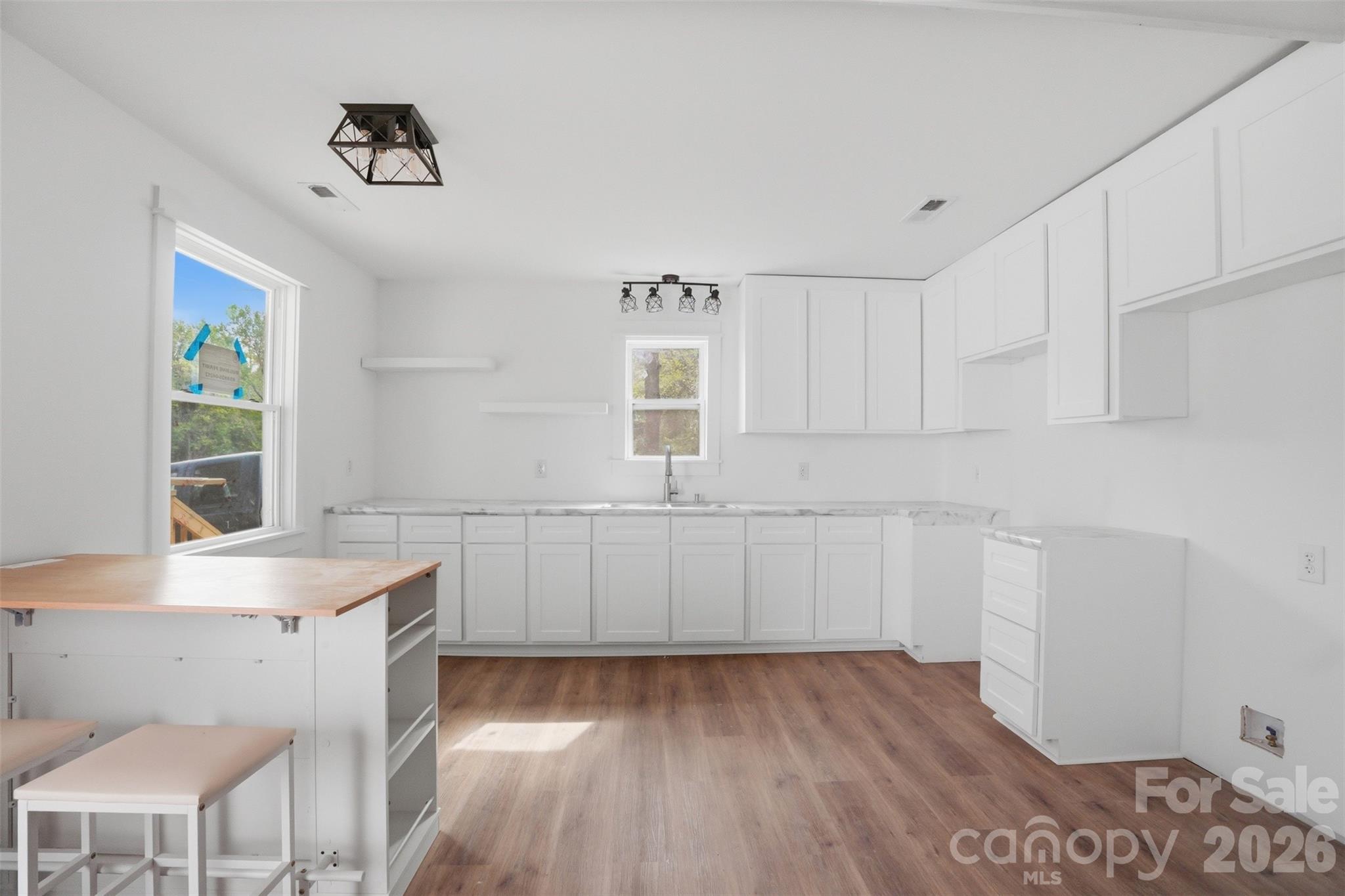 1601 Sigmon Street, Lincolnton, NC - photo 2 of 22