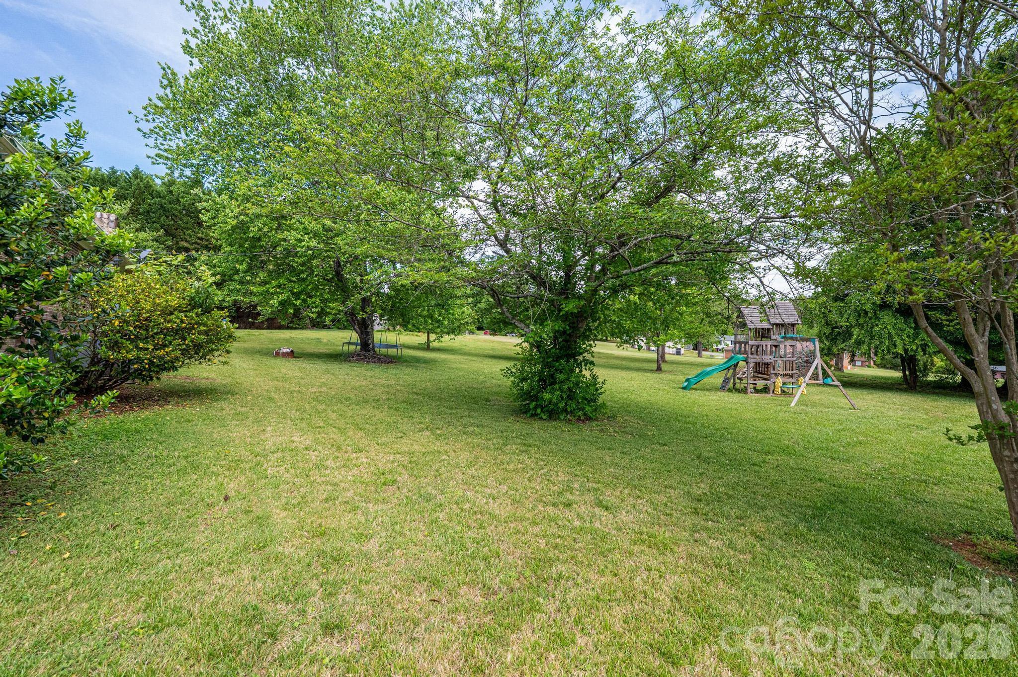 3886 Clay Street, Claremont, NC - photo 5 of 38