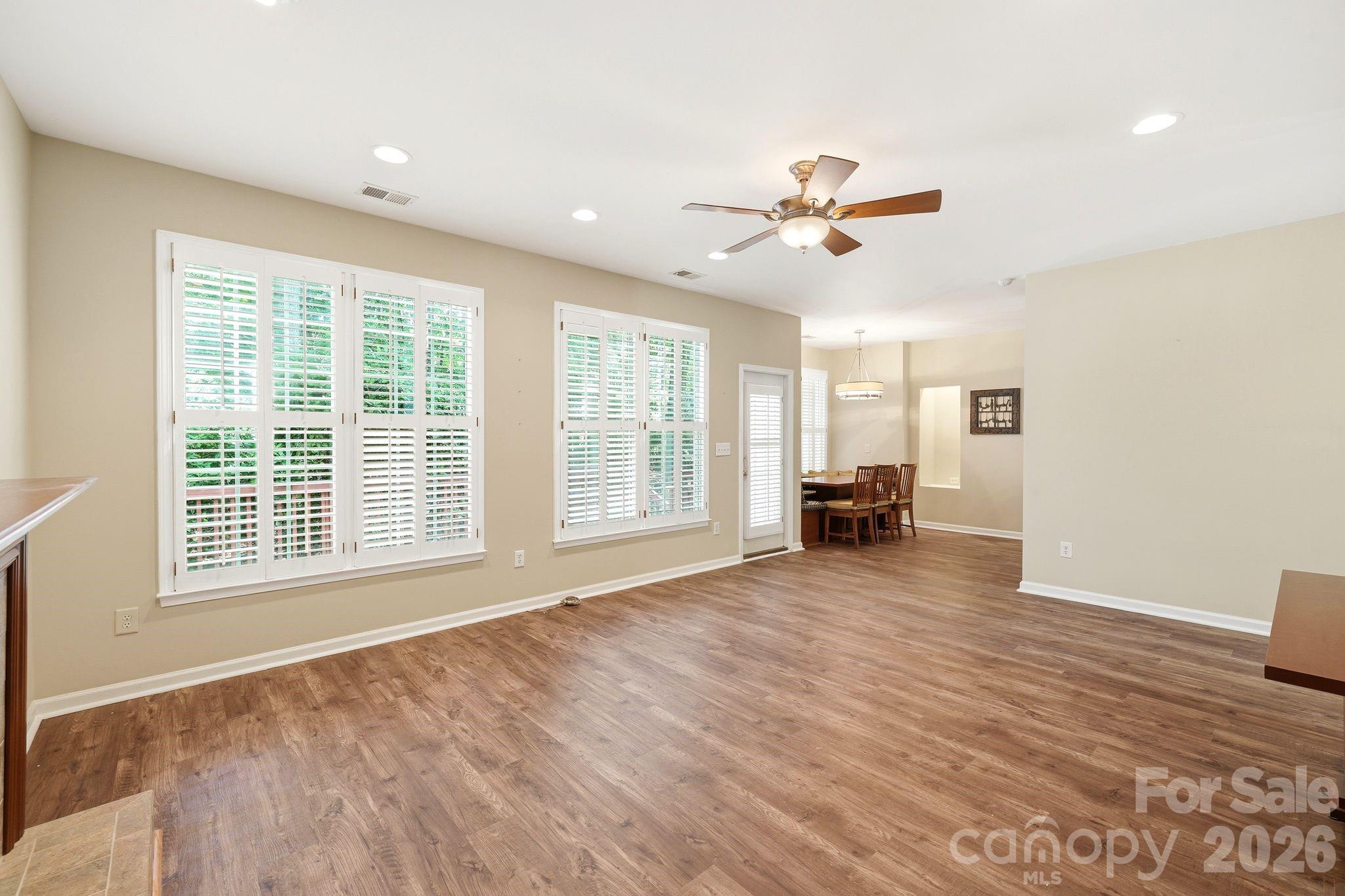 Photo 18 of 7711 Abbotsinch Court, Charlotte, NC