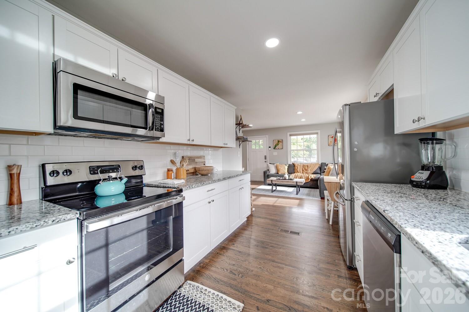1512 Newcastle Street, Charlotte, NC - photo 6 of 36