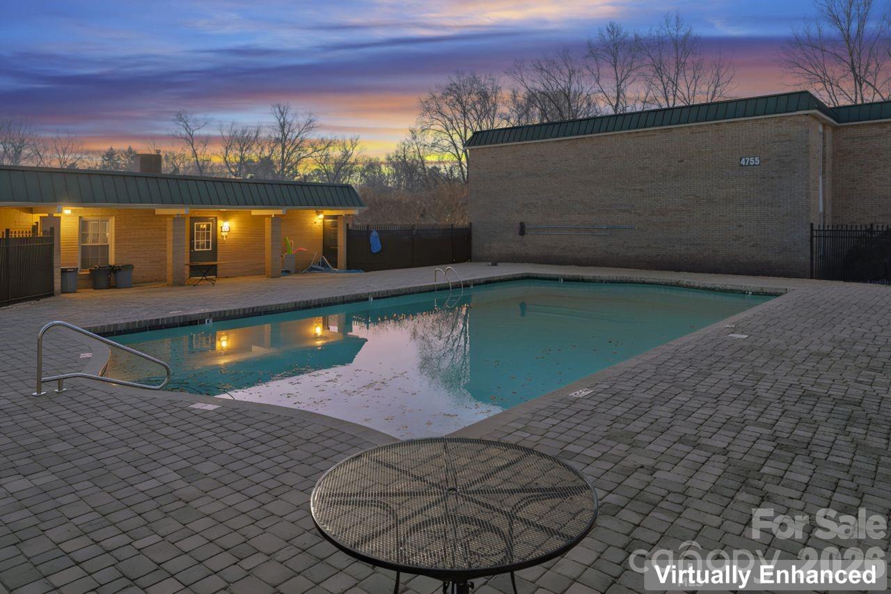 Photo 34 of 4747 Hedgemore DriveB, Charlotte, NC
