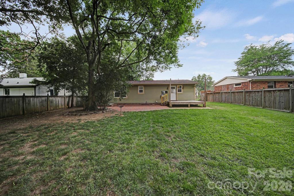 Photo 22 of 2715 Springway Drive, Charlotte, NC