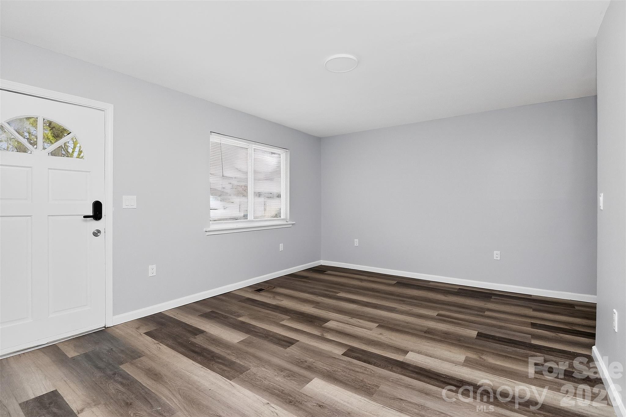 Photo 8 of 1019 Lewiston Avenue, Charlotte, NC