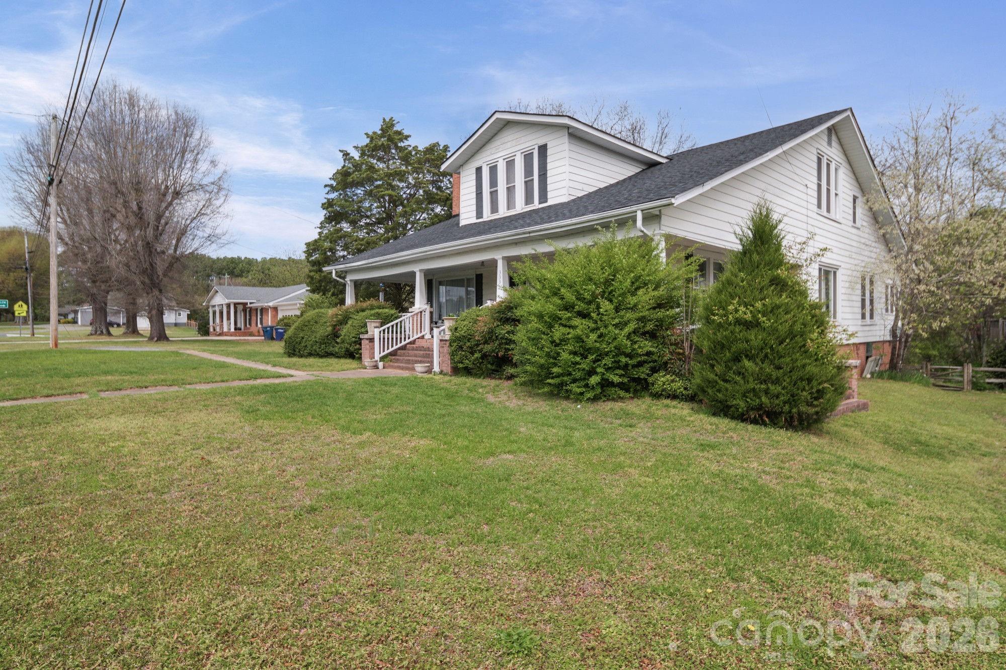 333 N Main Street, Mount Pleasant, NC - photo 2 of 28