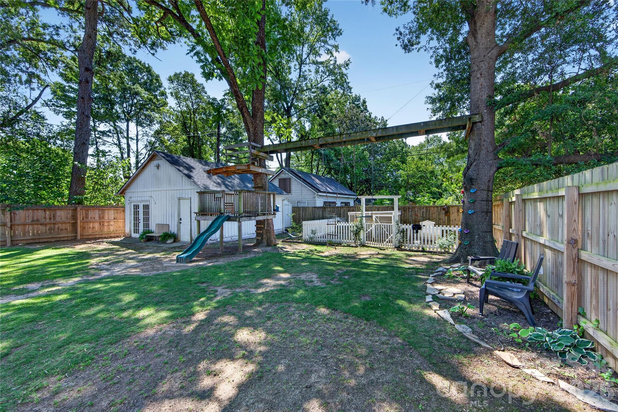 Photo 30 of 3910 Admiral Avenue, Charlotte, NC